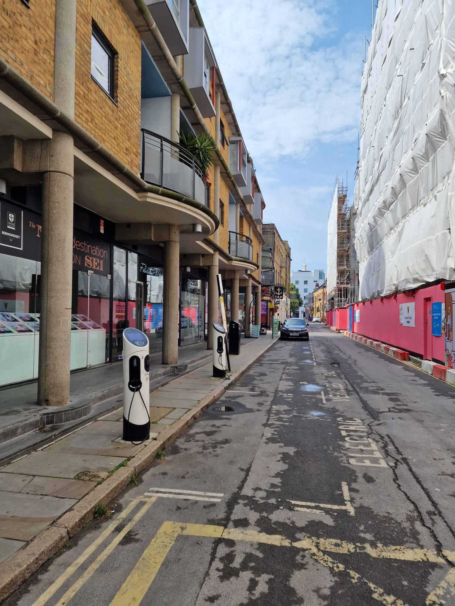 Horsleydown Lane Parking/Charging | London, England | EV Station