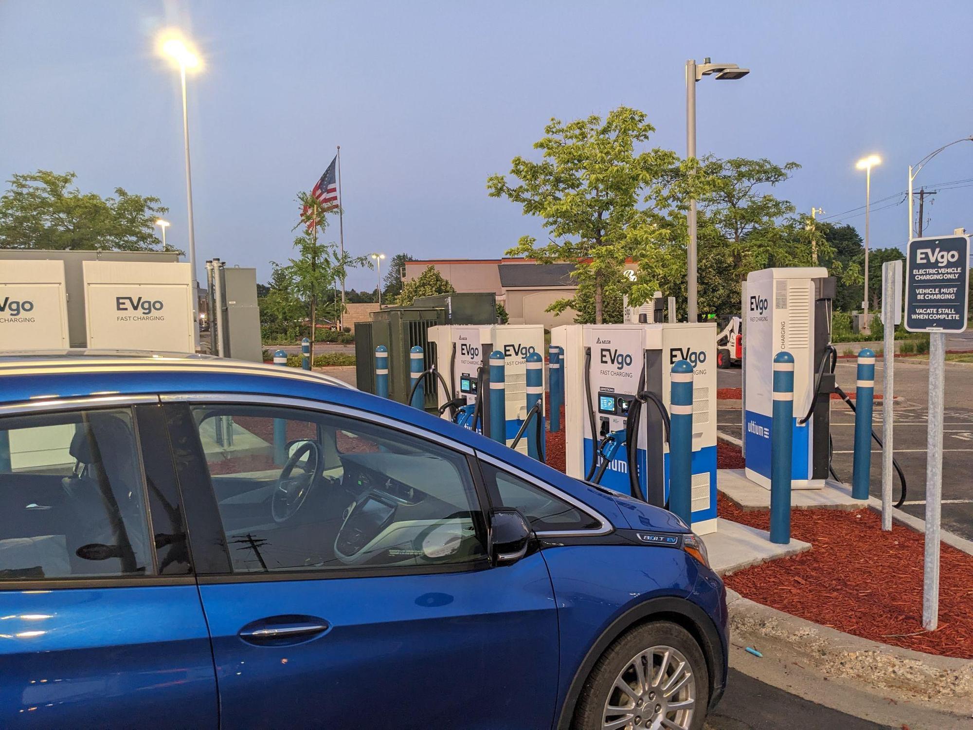 Target Roseville | Roseville, MN | EV Station