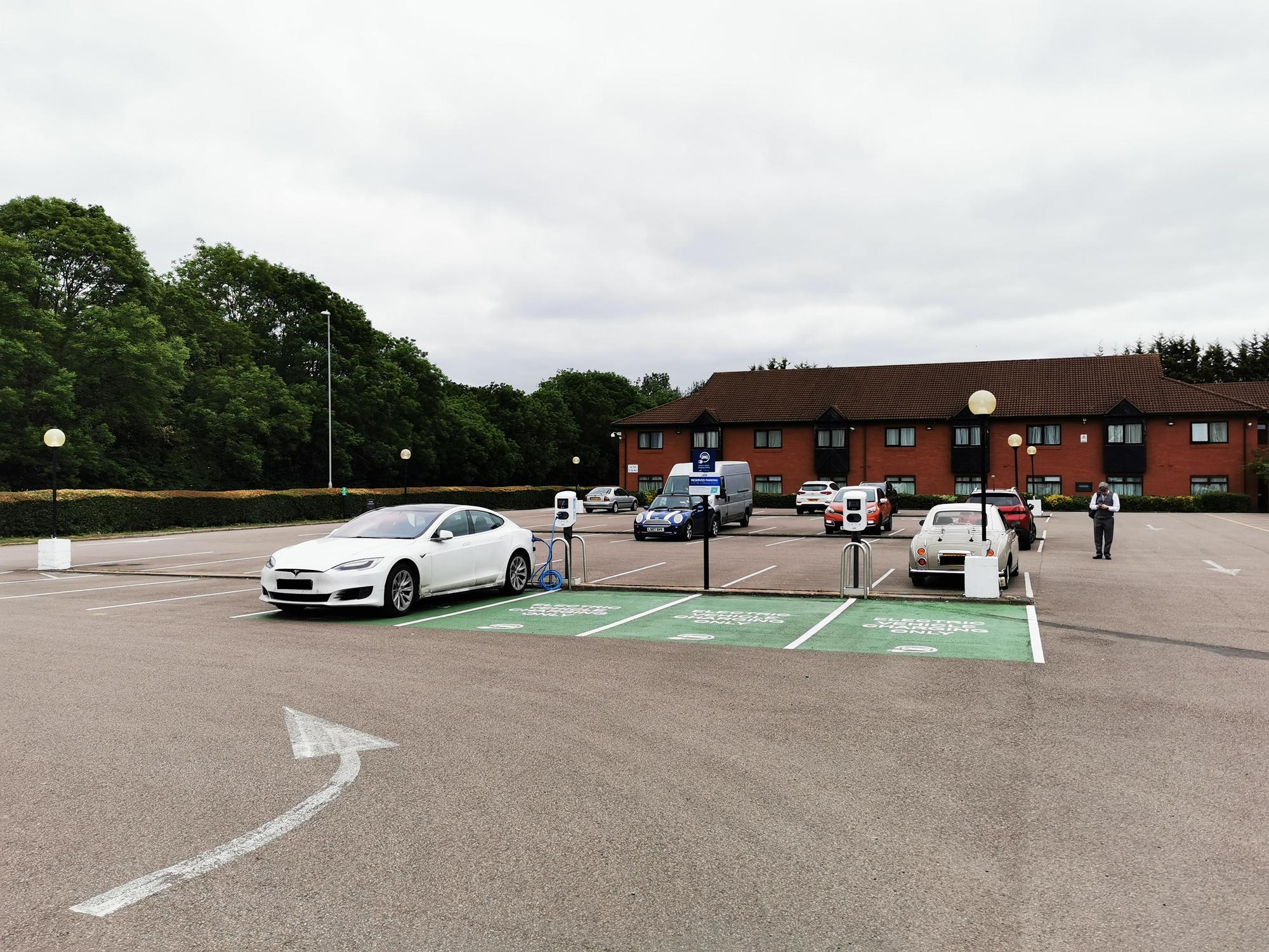 Best Western Rockingham Forest Hotel | Corby, England | EV Station