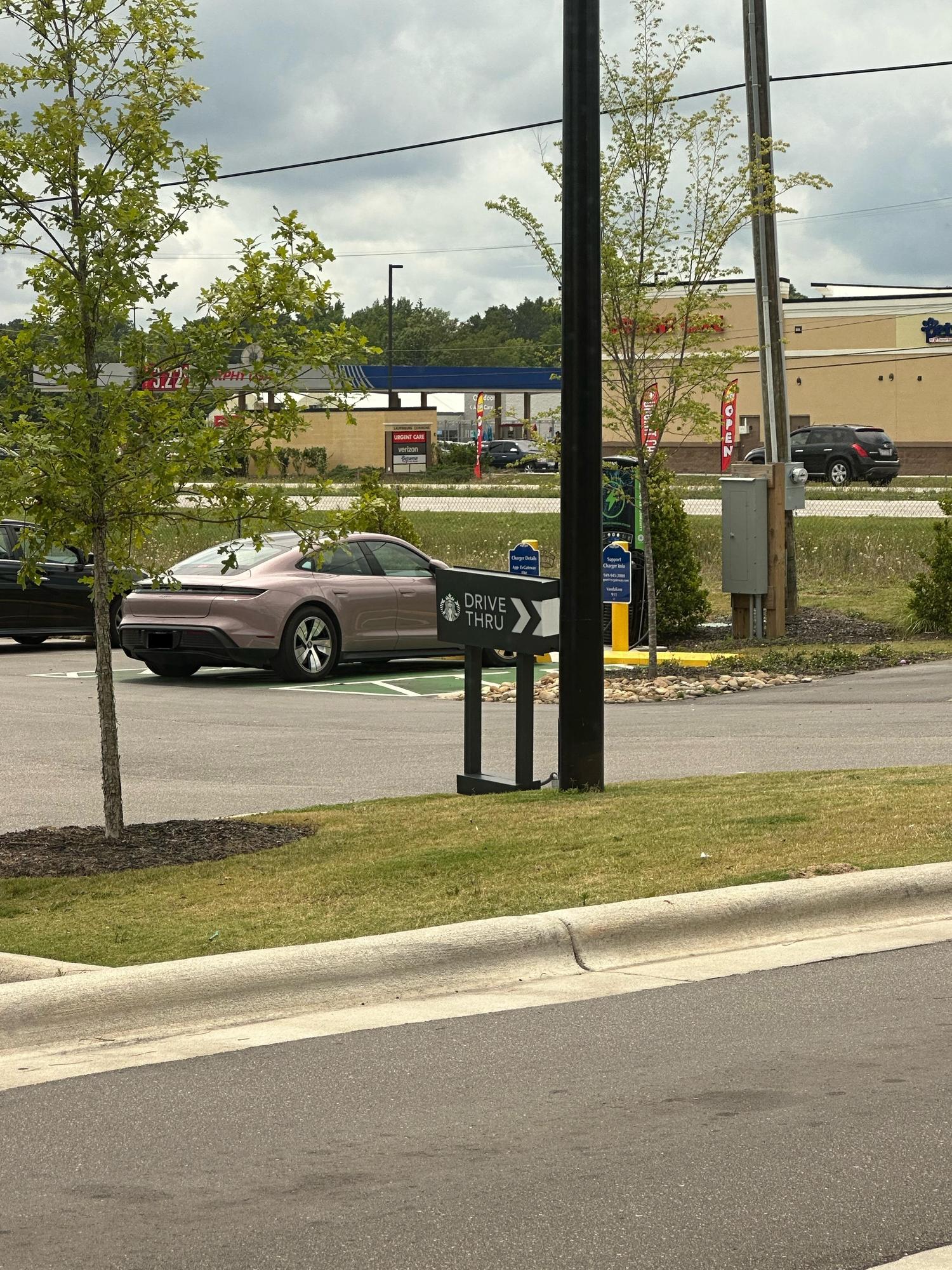 Golden Corral Buffet & Grill | Laurinburg, NC | EV Station