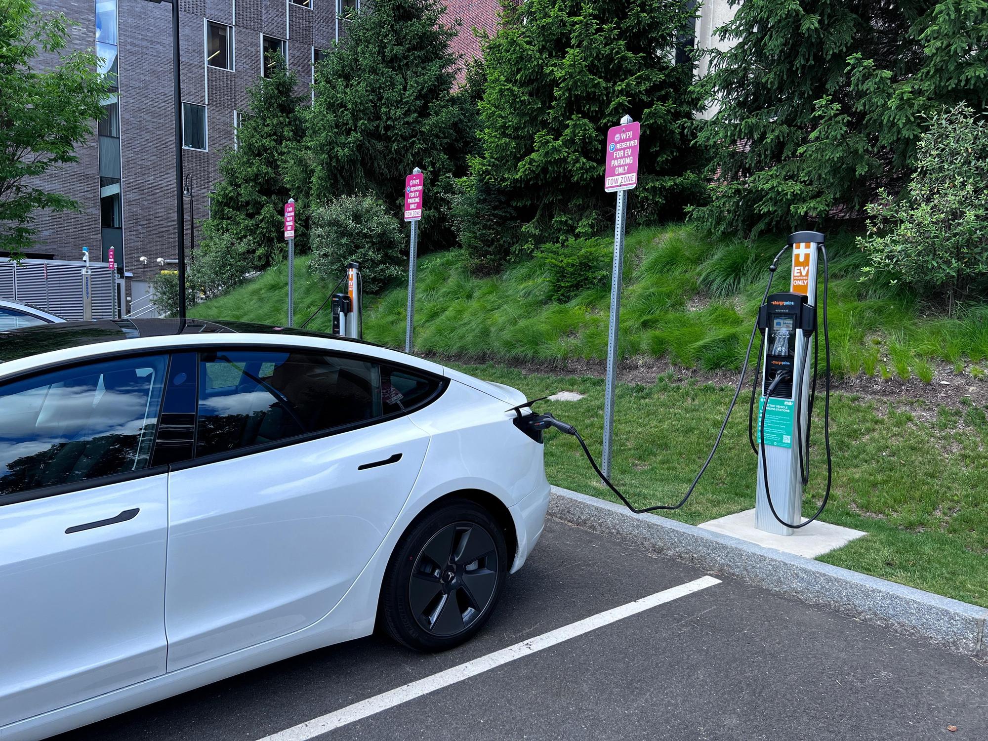 WPI - Boynton St Lot | Worcester, MA | EV Station