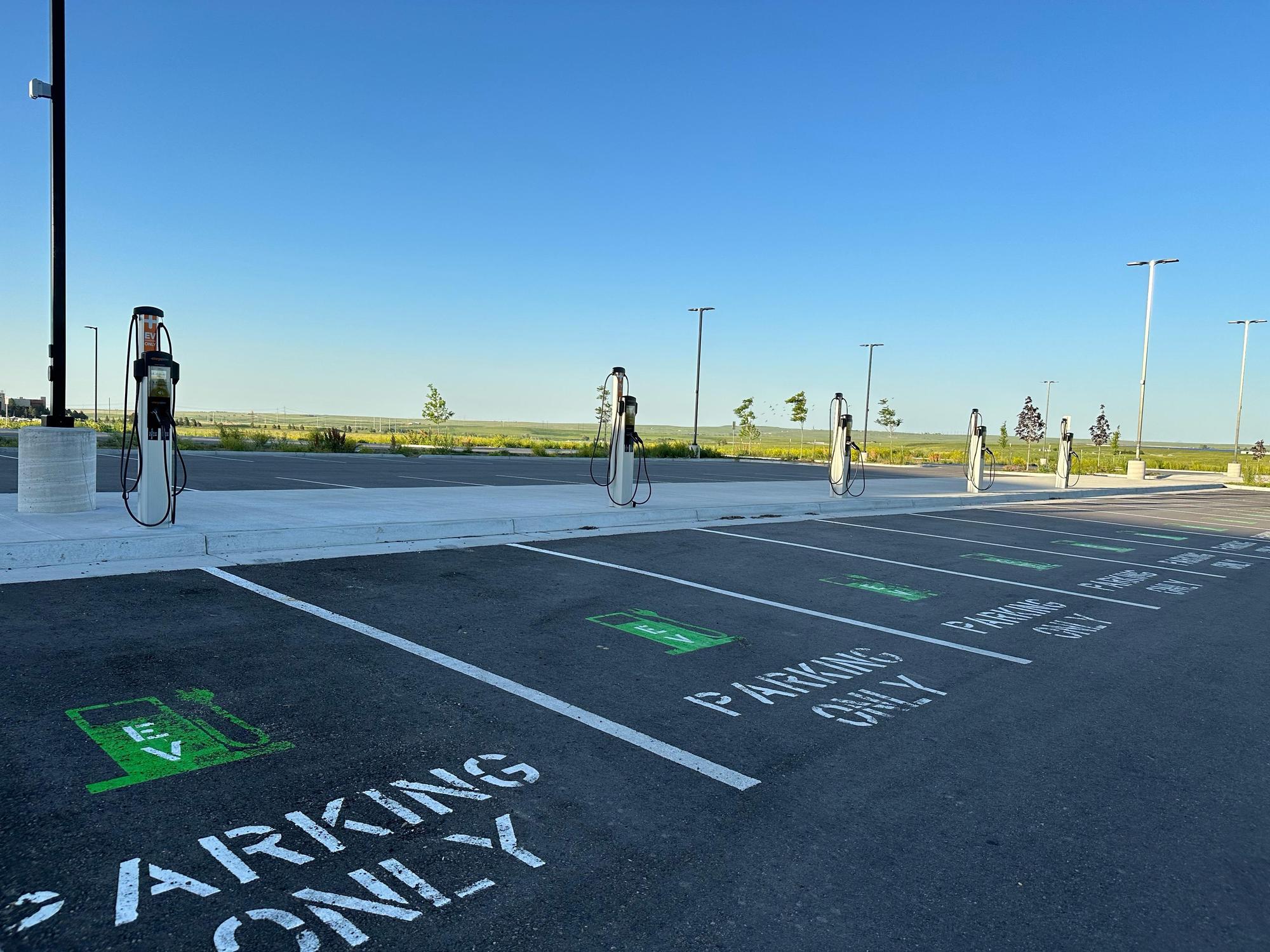 Southeast Recreation Center | Aurora, CO | EV Station