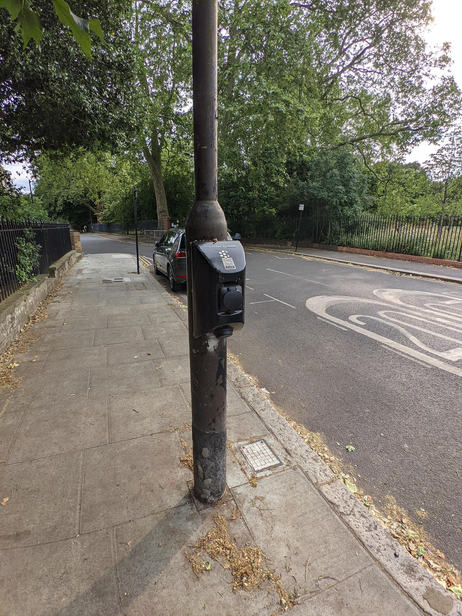 3 - 5 St Agnes Place | 3 St Agnes Place | EV Station