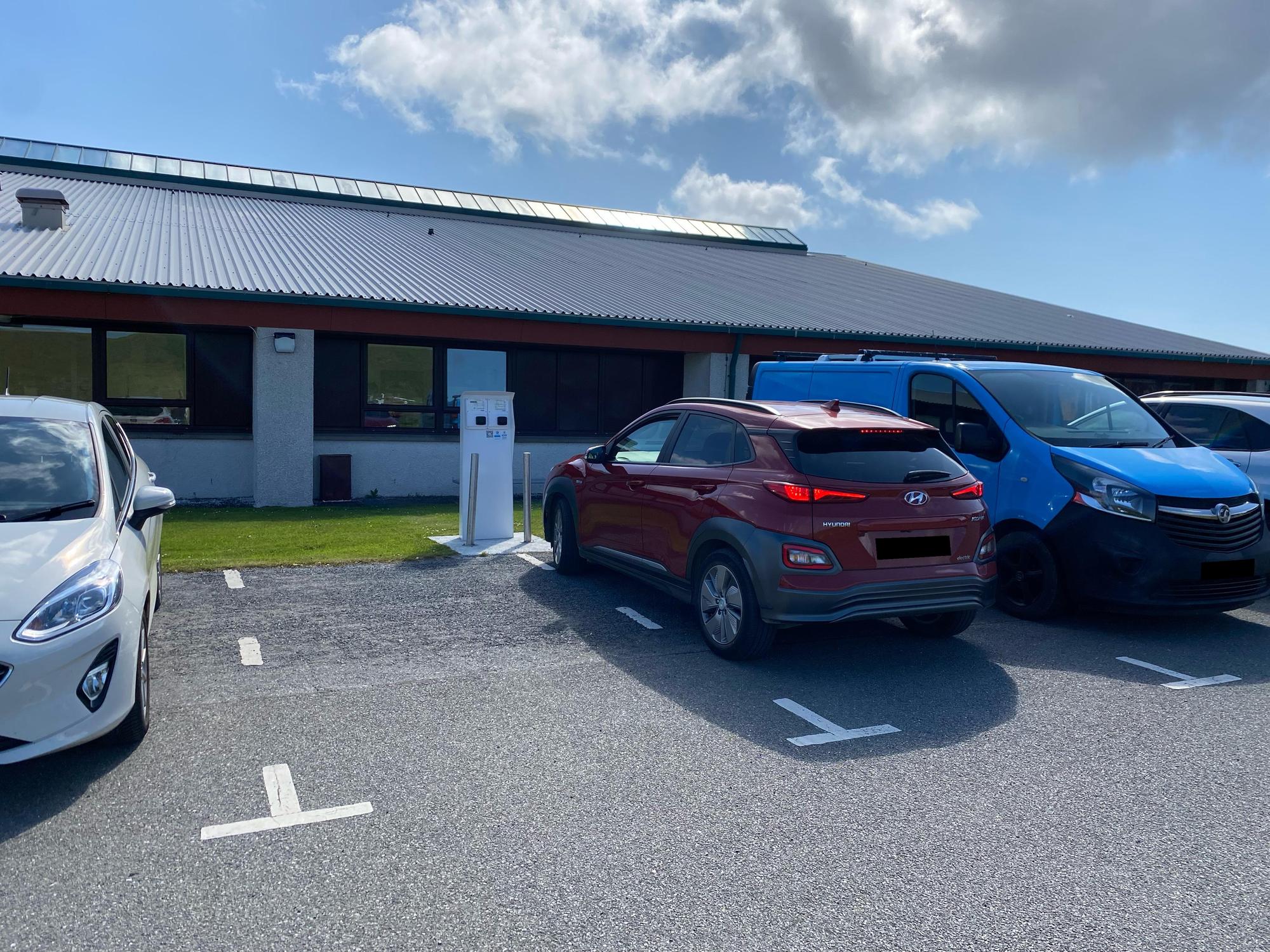 Sandwich junior school | Sandwick, Scotland | EV Station