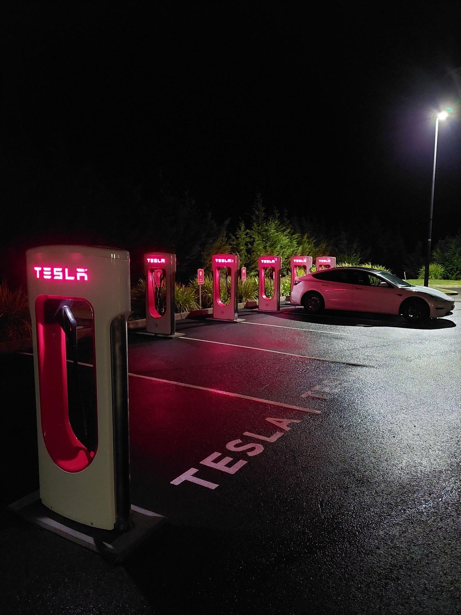 Heatherbrae's Pies Exeter | Exeter, NSW | EV Station