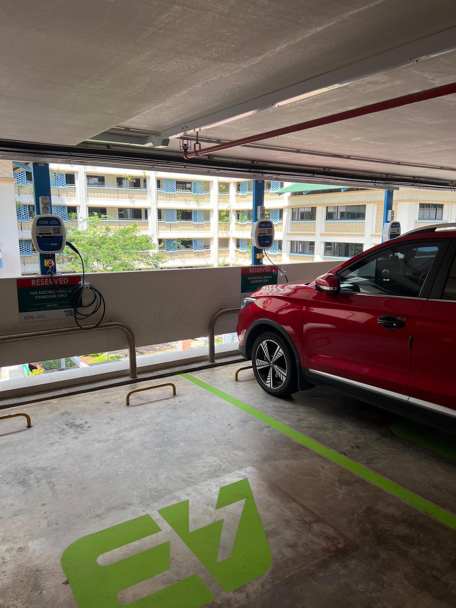 CDGE: Blk 925 Yishun Central 1 MSCP | Blk 925 Yishun Central 1 | EV Station