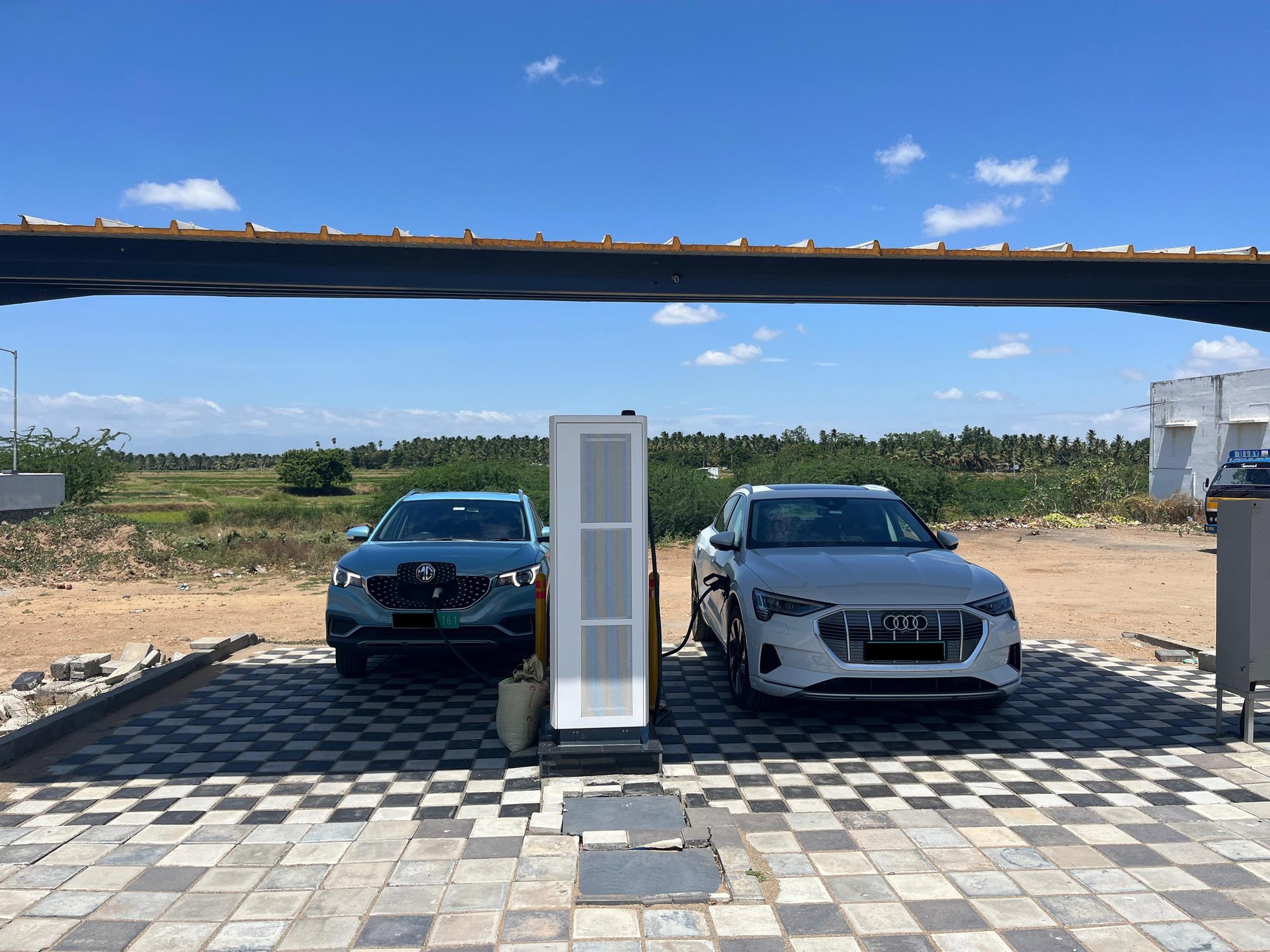 Zeon Charging | Fast Charger DC 60 kW CCS 2 Dual Gun & 50 kW CCS 2 ...