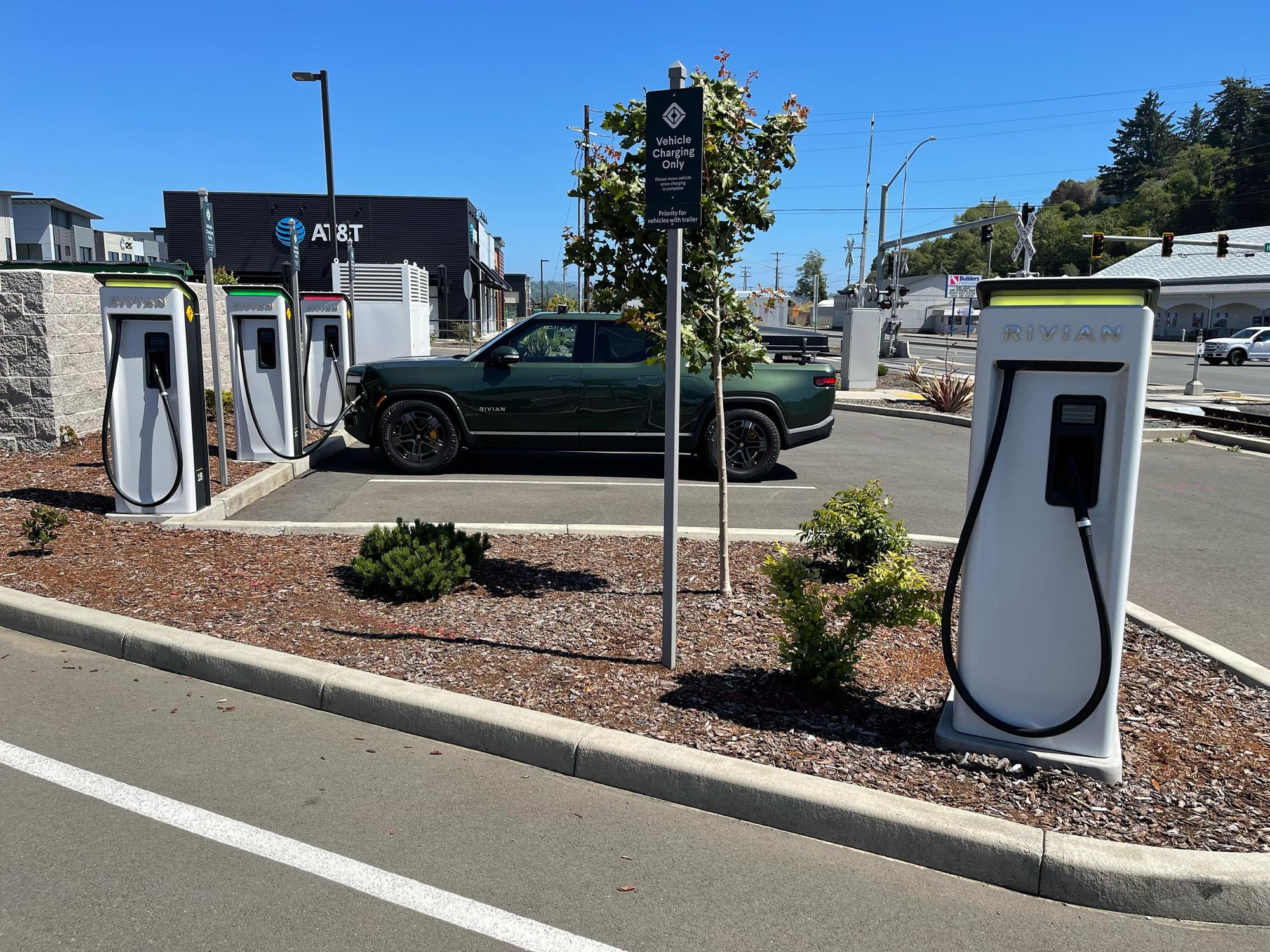 Coos Bay Village | Coos Bay, OR | EV Station