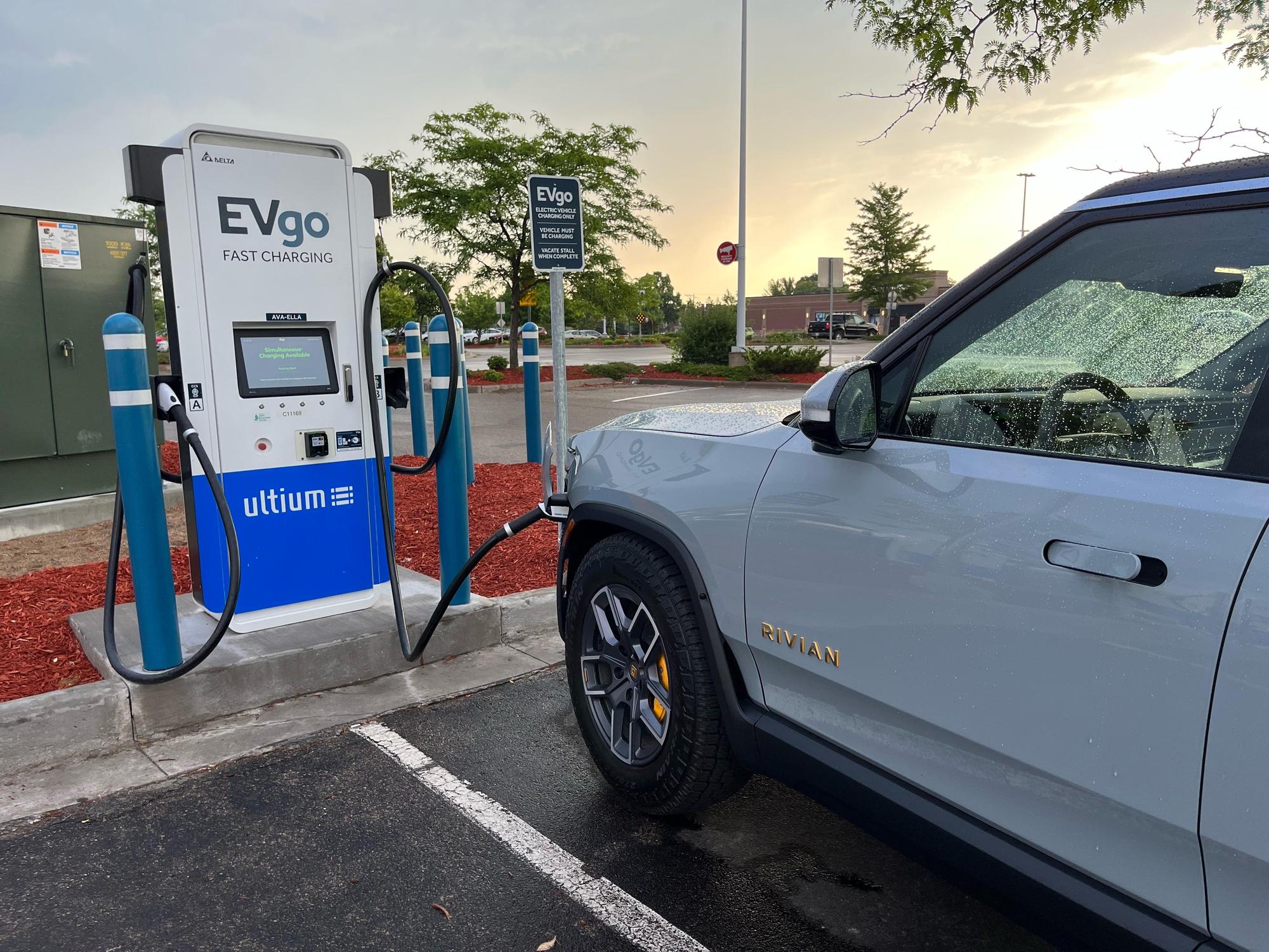 Target Roseville | Roseville, MN | EV Station