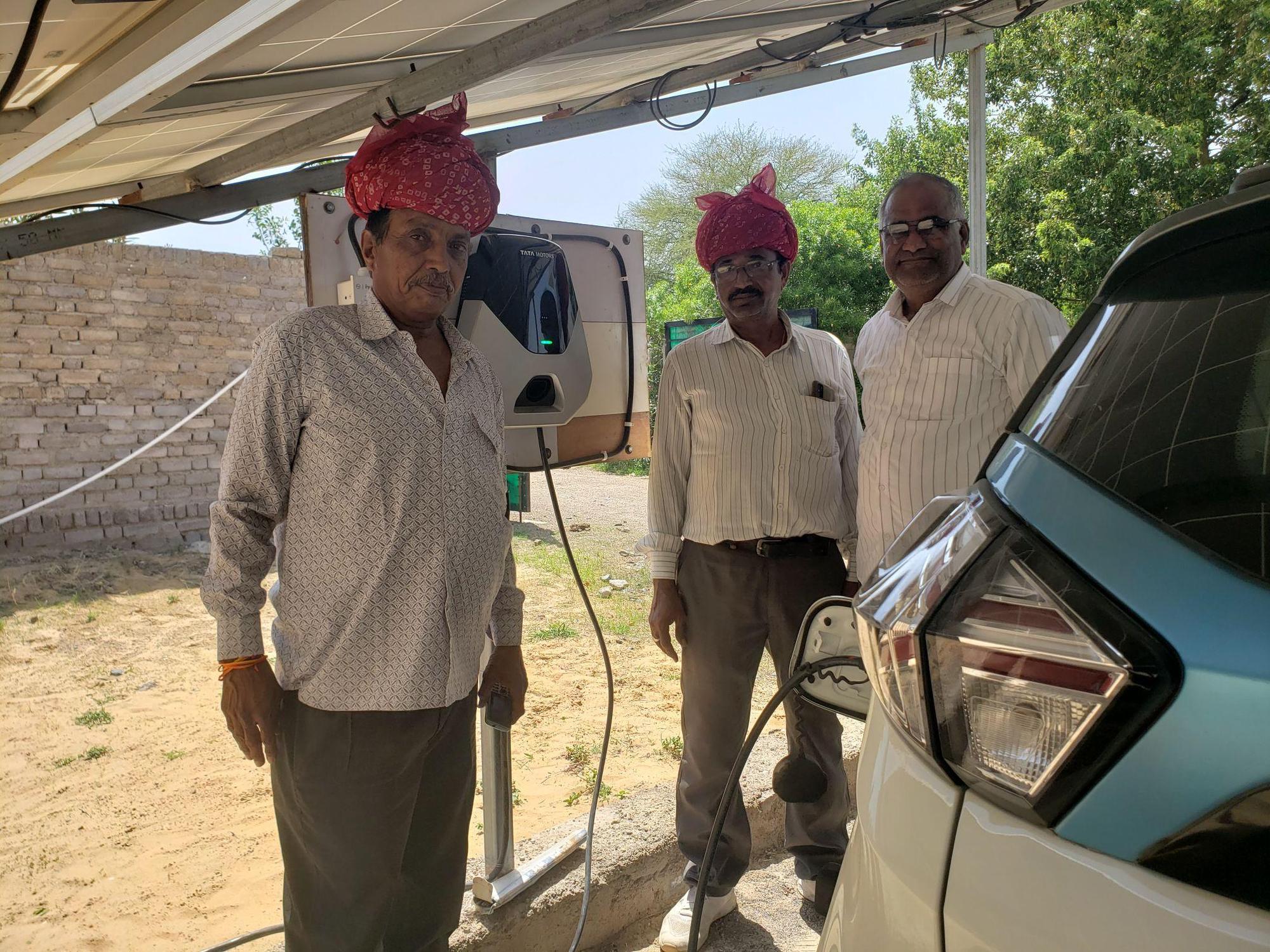 Rajeshwar Tiles | Jetpur, RJ | EV Station