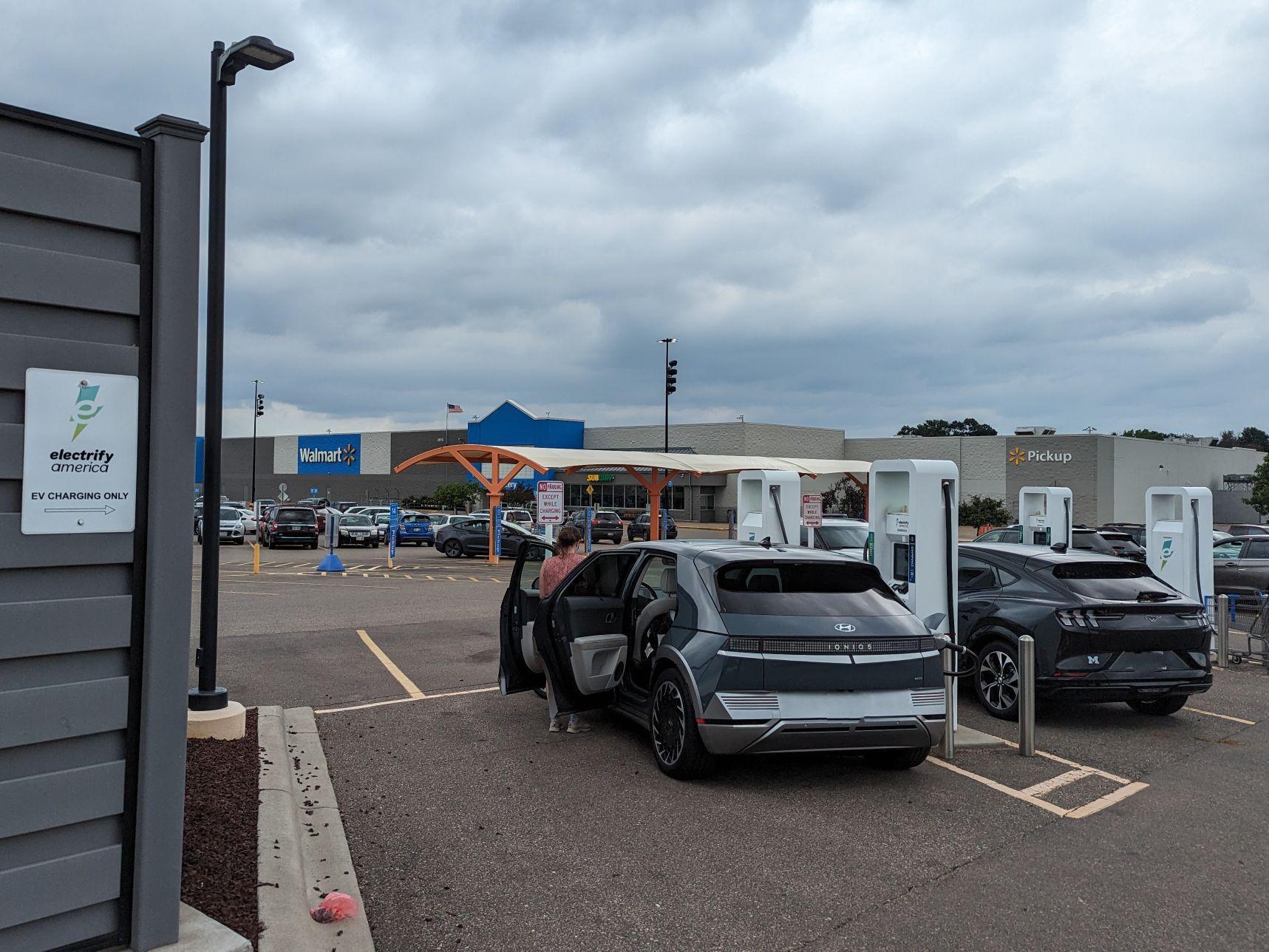 Walmart Supercenter | Eau Claire, WI | EV Station