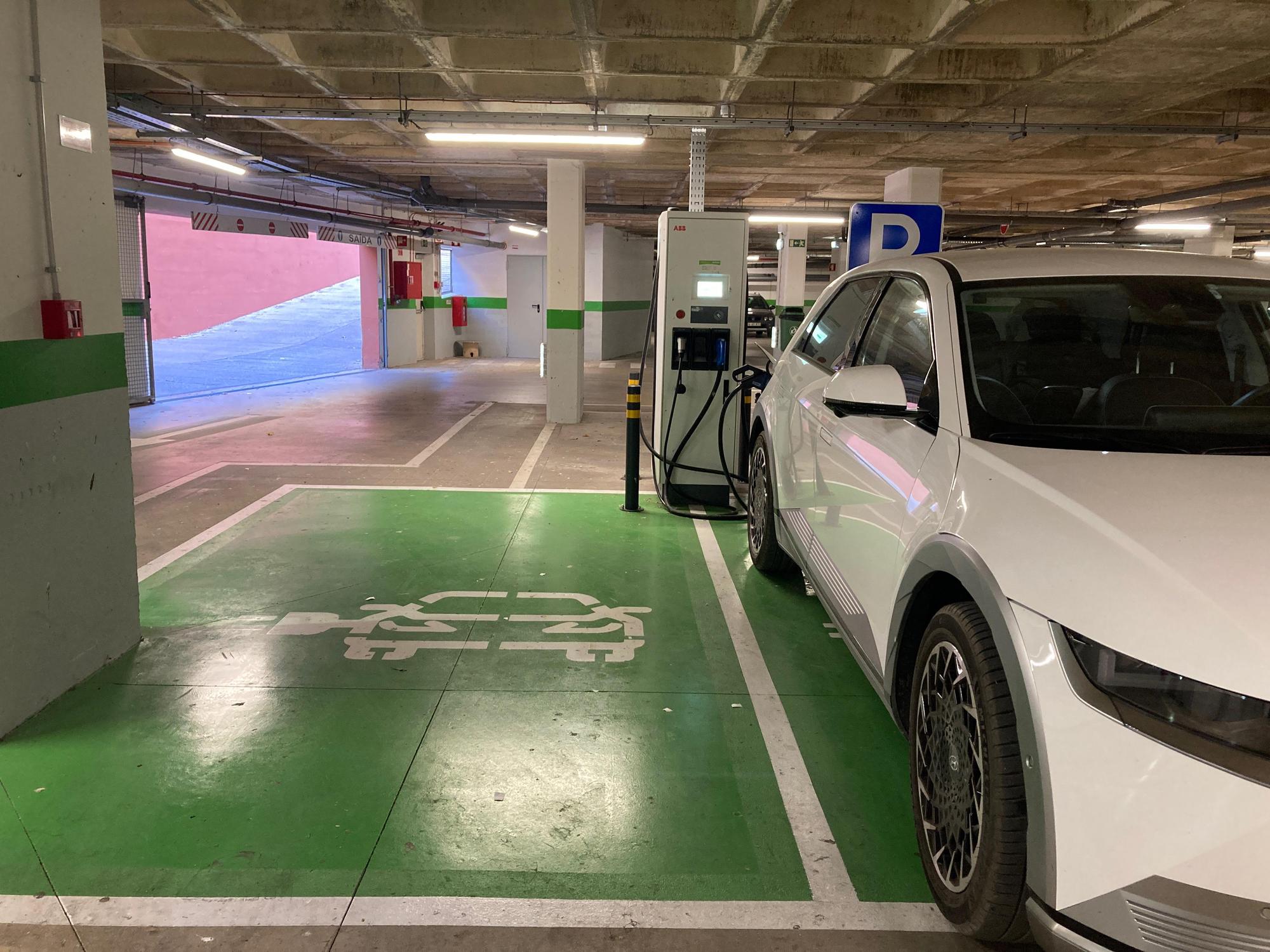 Mobi.E | Alvor, Faro | EV Station