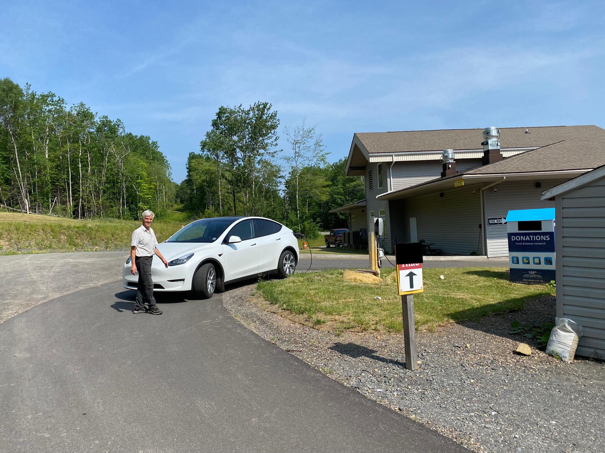 Glooscap Corner | Hantsport, NS | EV Station