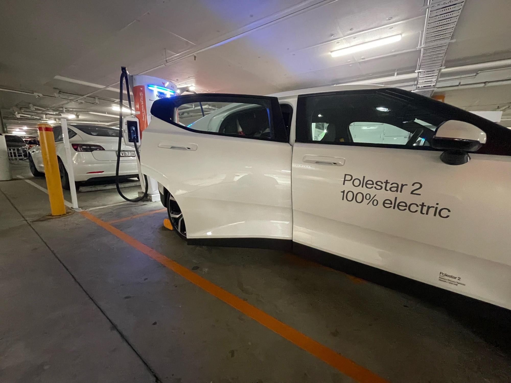 Woolworths Shell Cove | Shell Cove, NSW | EV Station