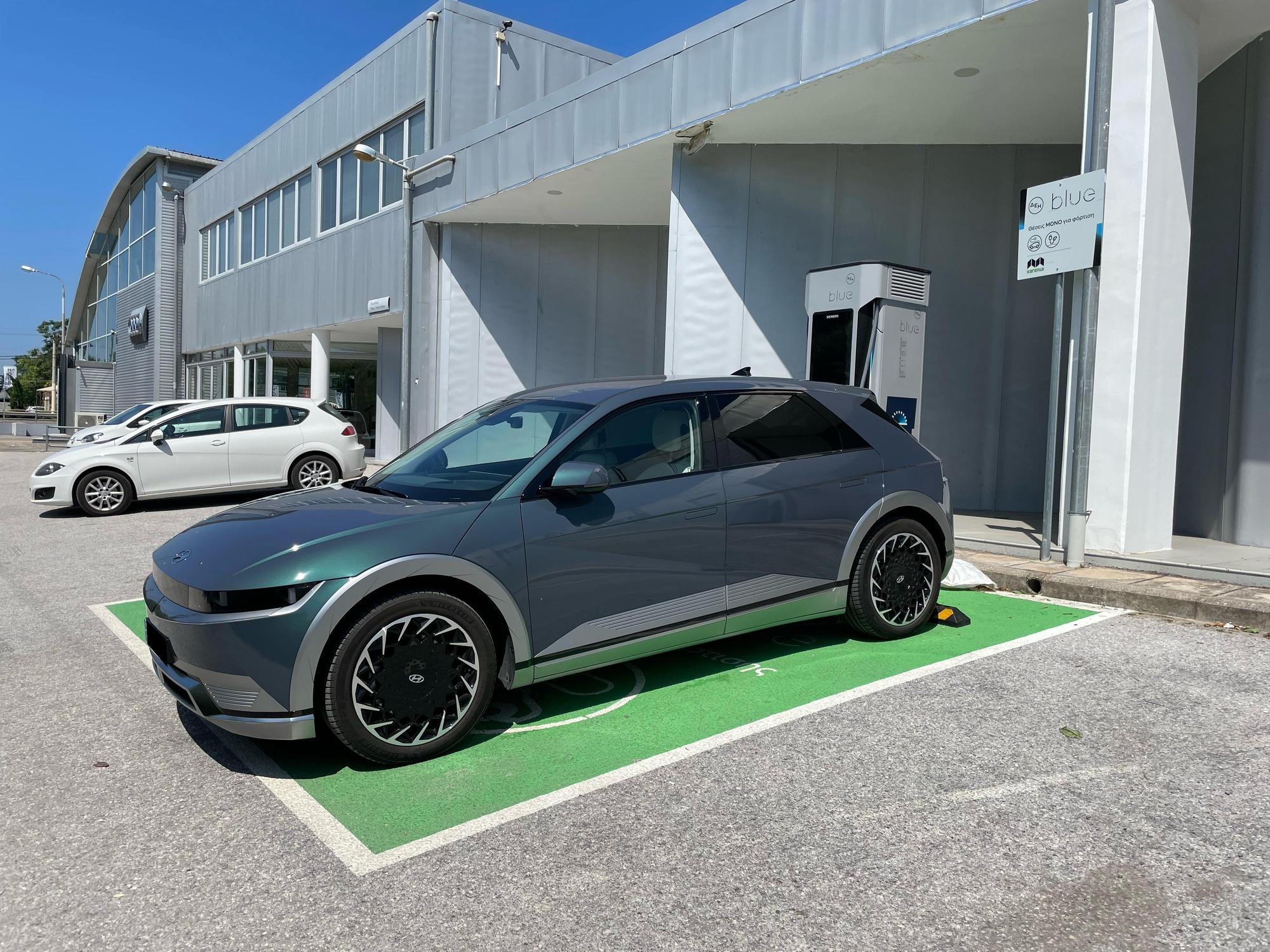 AUDI Karenta Μανδύλας | Leof. Georgikis Scholis 115, Pilea Chortiatis ...