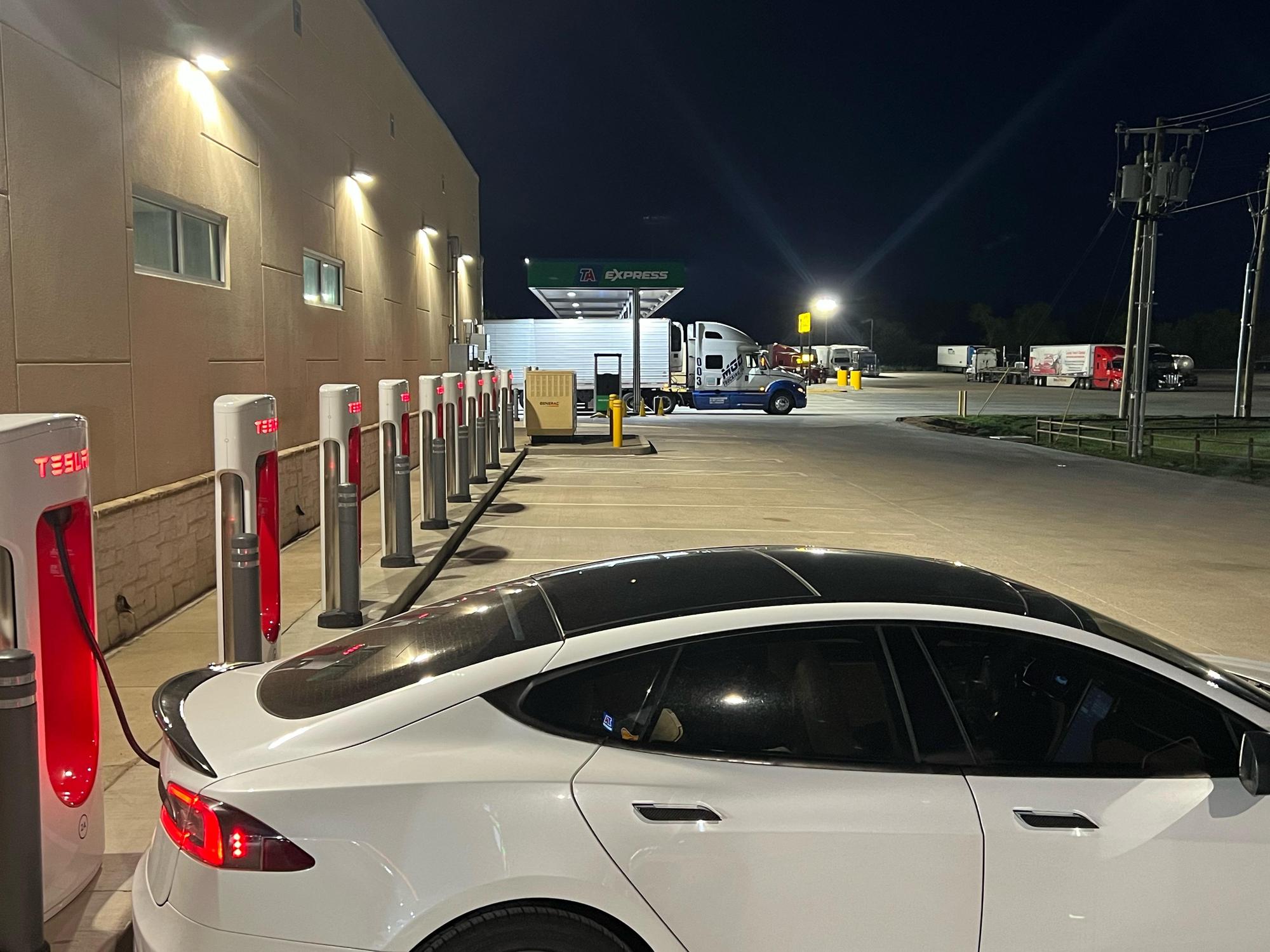 TA Express Fairfield | Fairfield, TX | EV Station