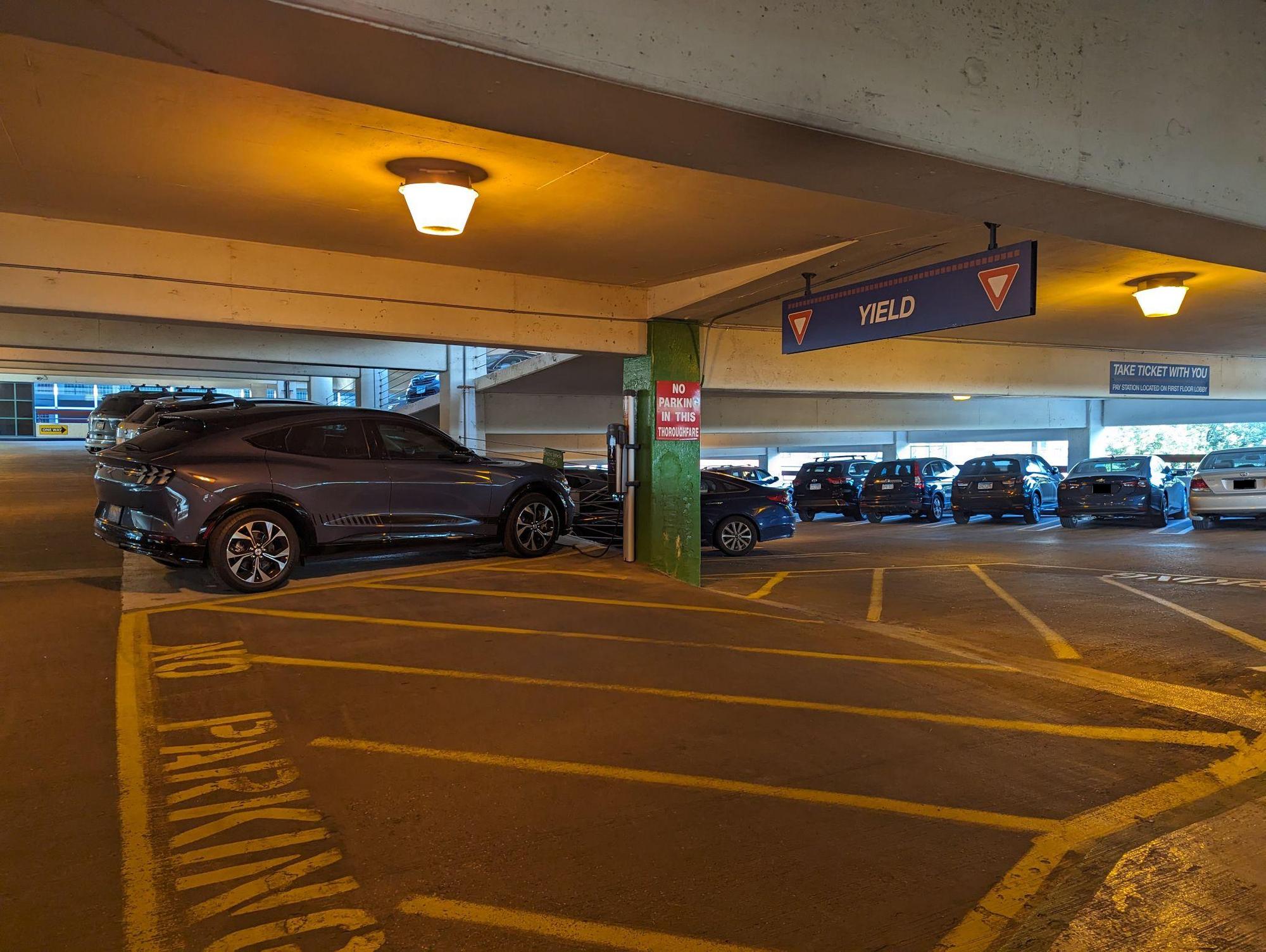 Spruce Tree Centre (1) | St Paul, MN | EV Station