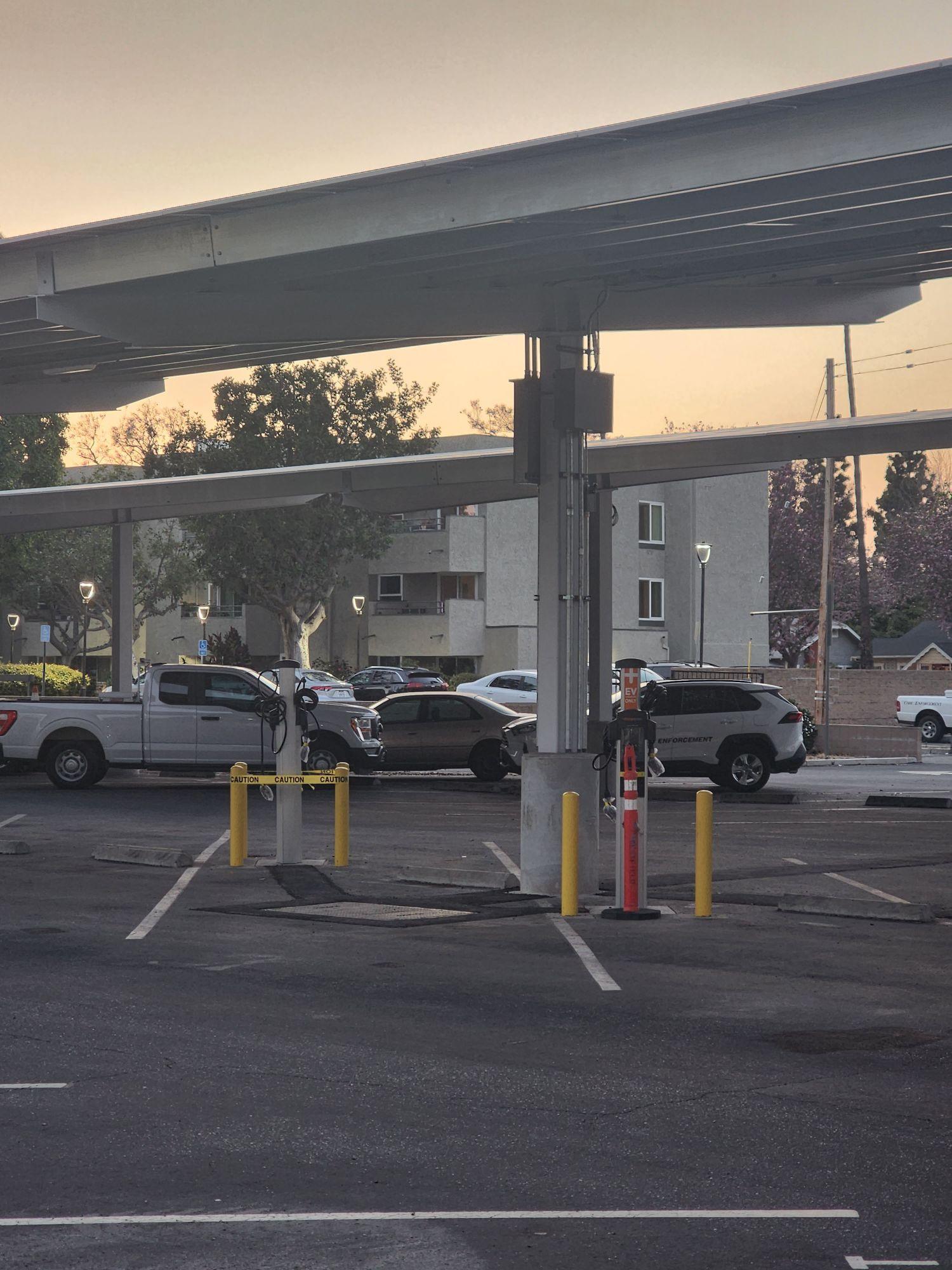 Fullerton City Hall | Fullerton, CA | EV Station