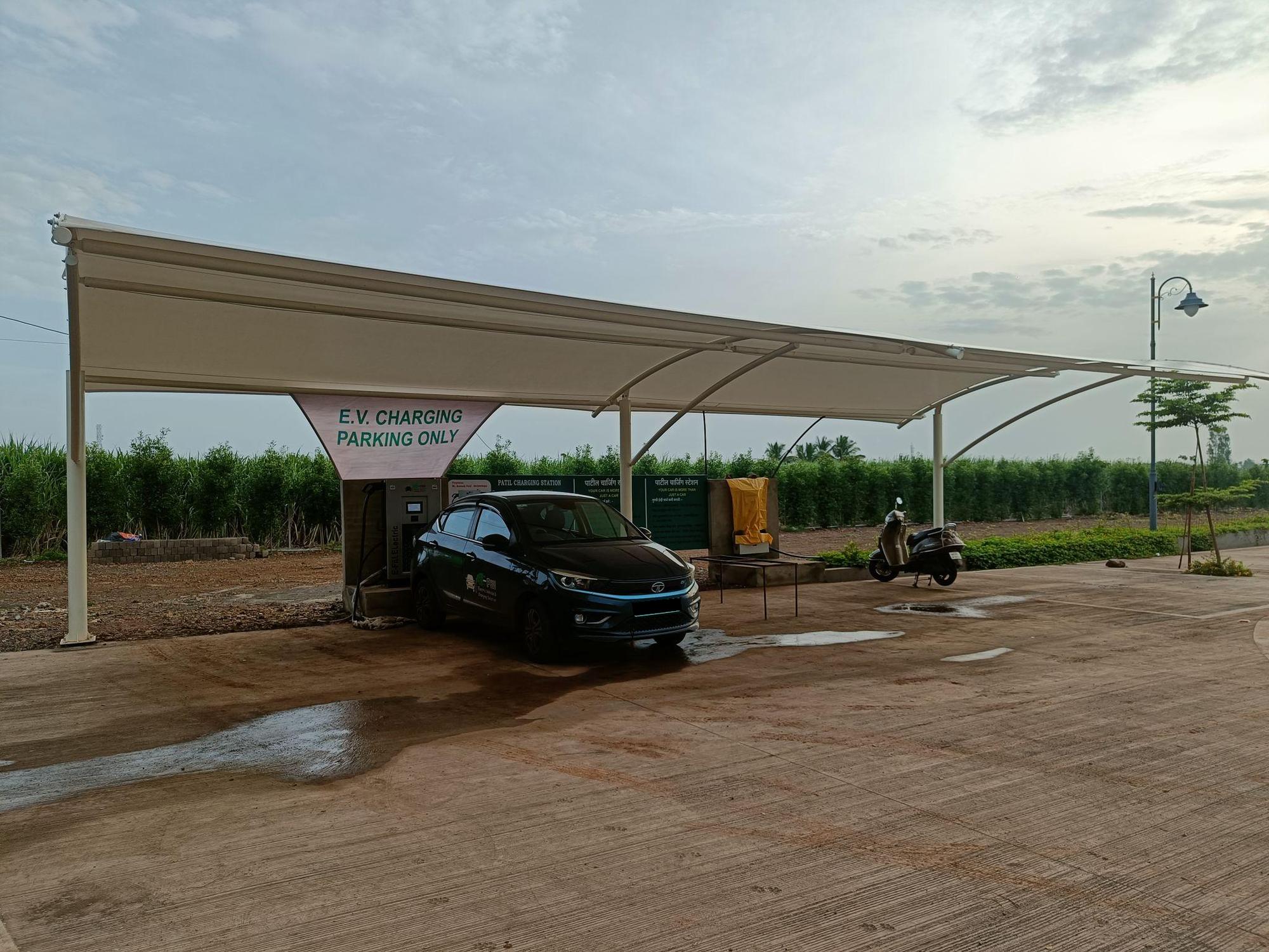 McDonald's Viraj Junction | Koganoli, KA | EV Station
