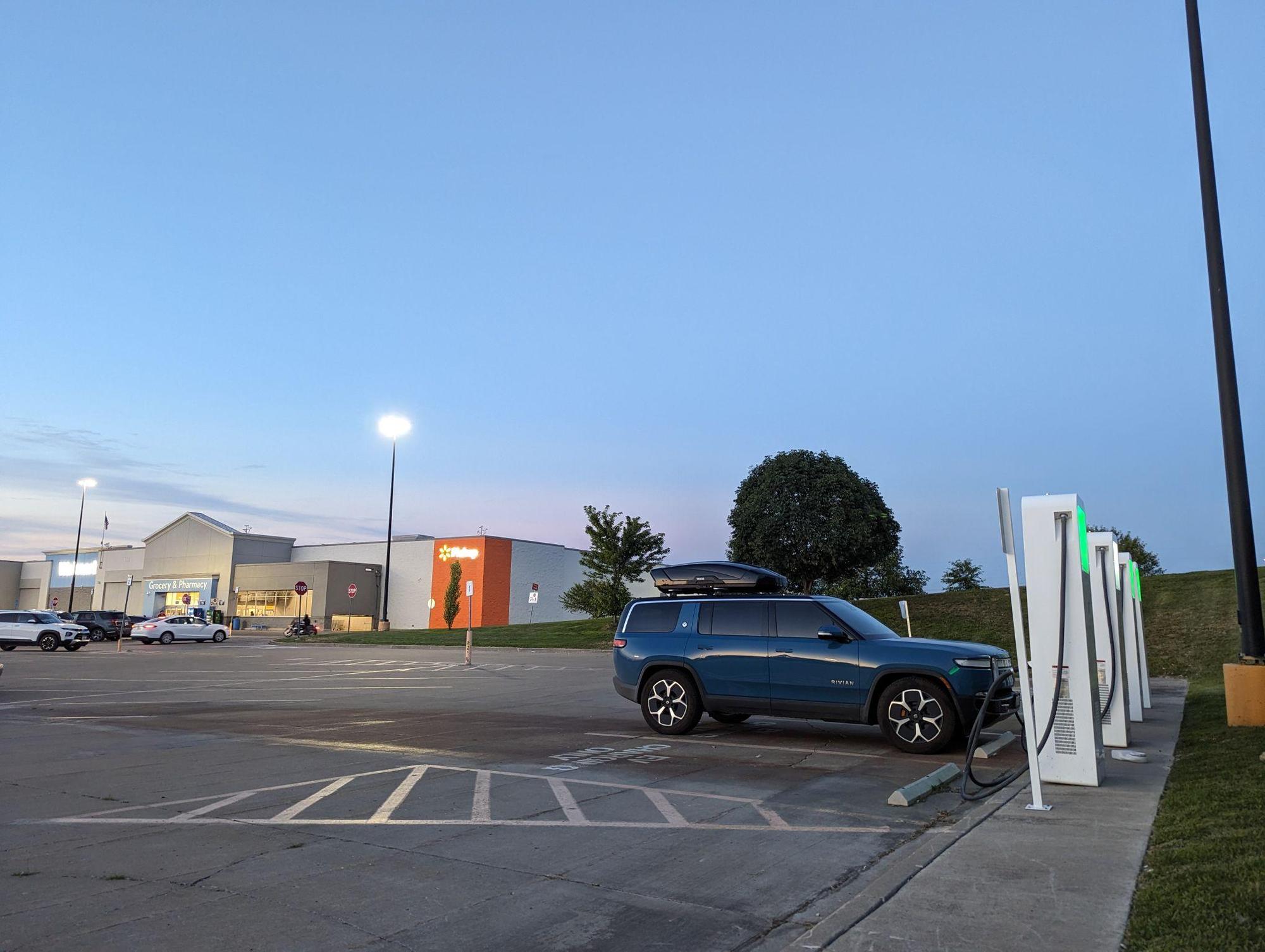 Walmart Supercenter | Boonville, MO | EV Station