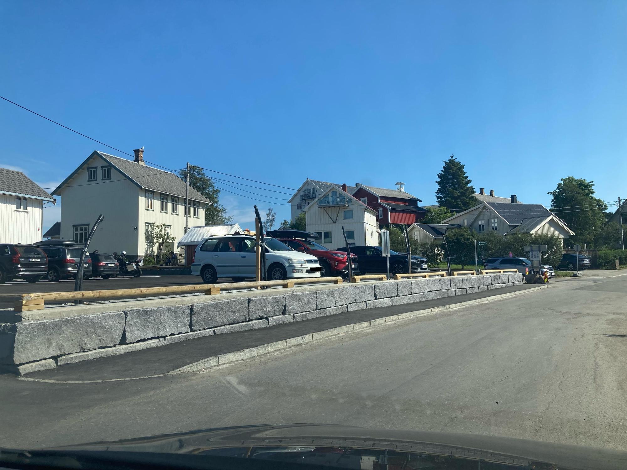 Sverdrups Vei | Sverdrups Vei 7, 8390 Reine, Norway | EV Station