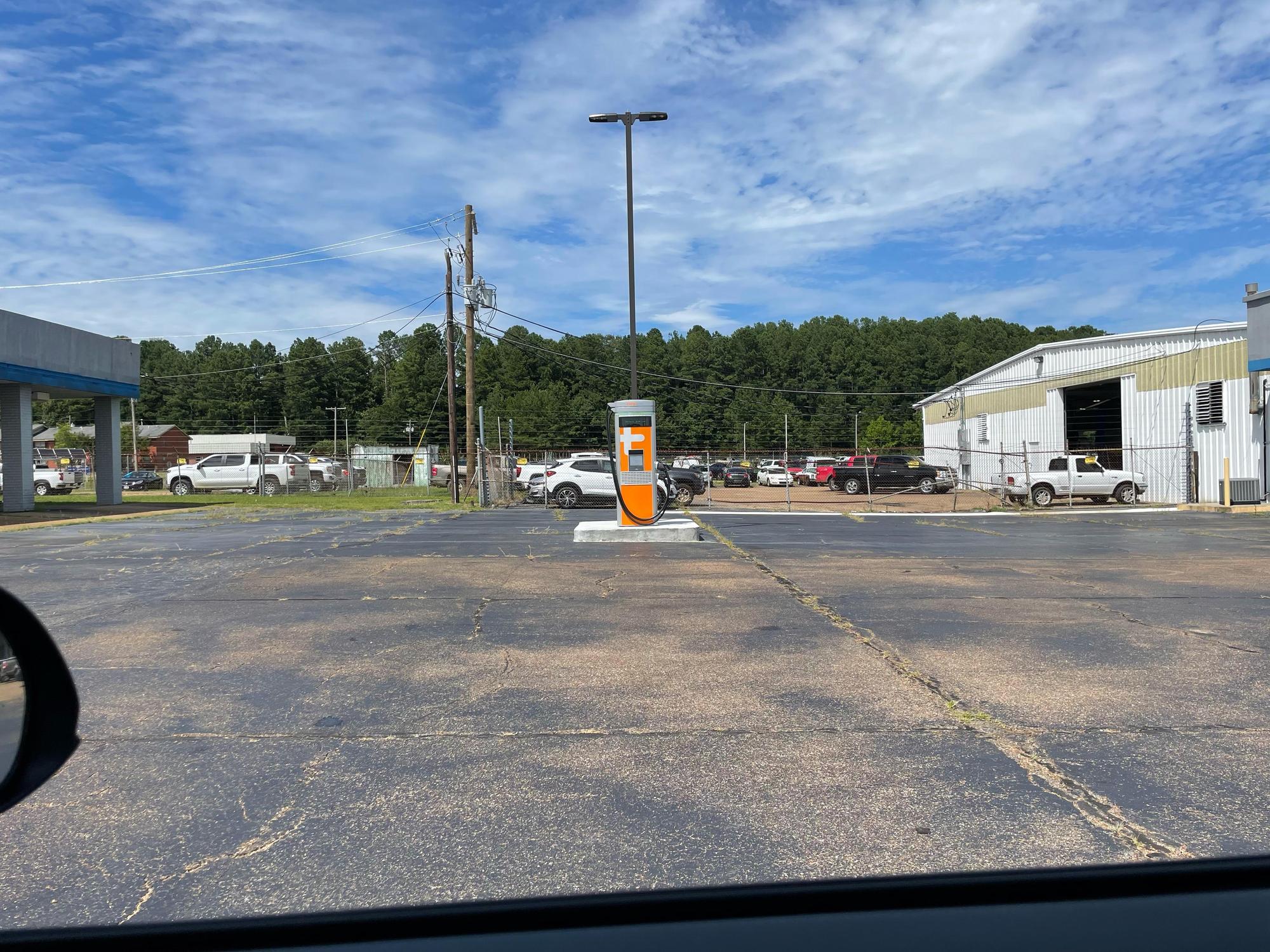 Kirk Brothers Chevrolet Buick GMC | Grenada, MS | EV Station