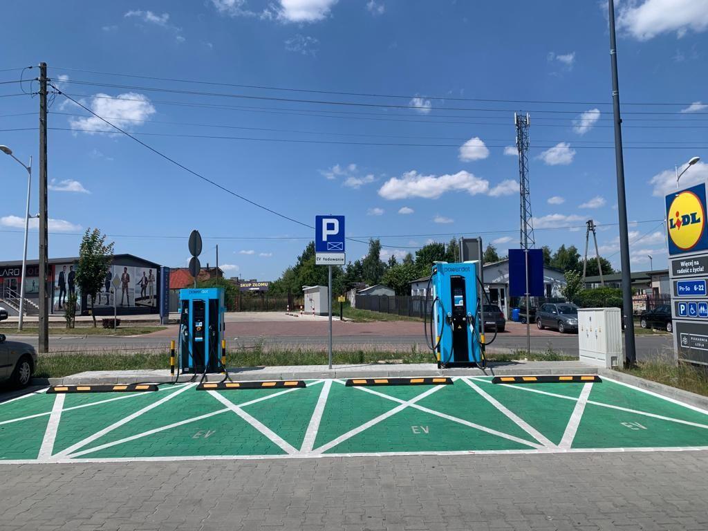 Galeria Sekunda | Jędrzejów, Świętokrzyskie | EV Station