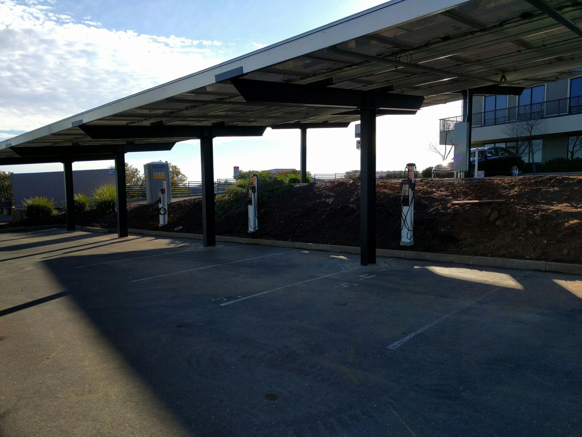 Windplay Building | El Dorado Hills, CA | EV Station