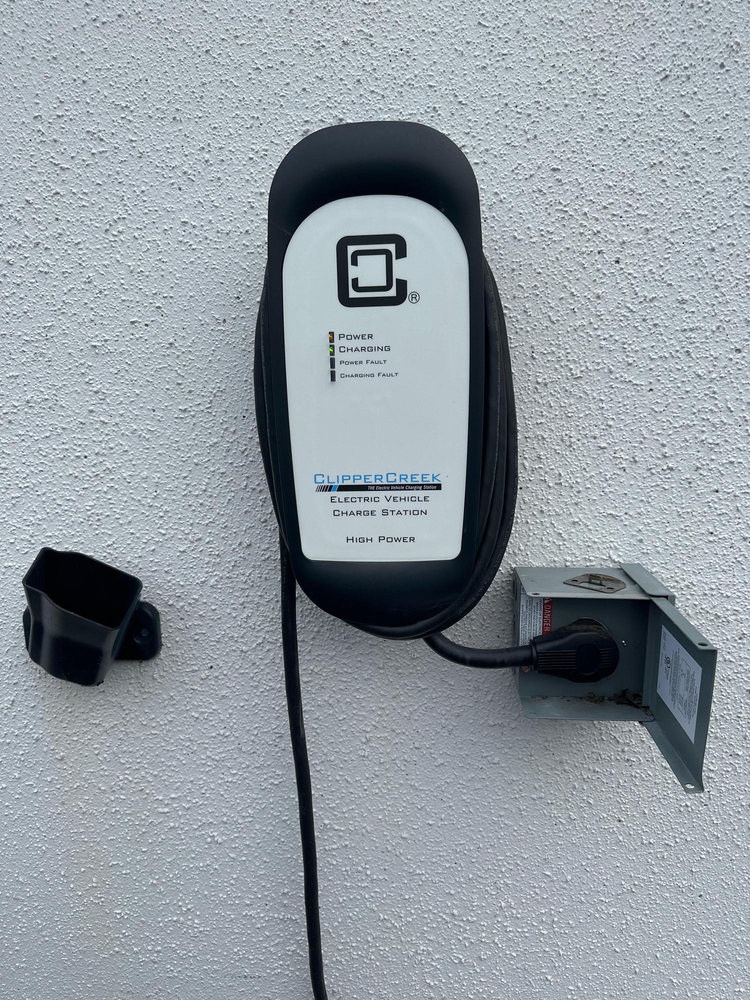 Serra Volkswagen | Birmingham, AL | EV Station