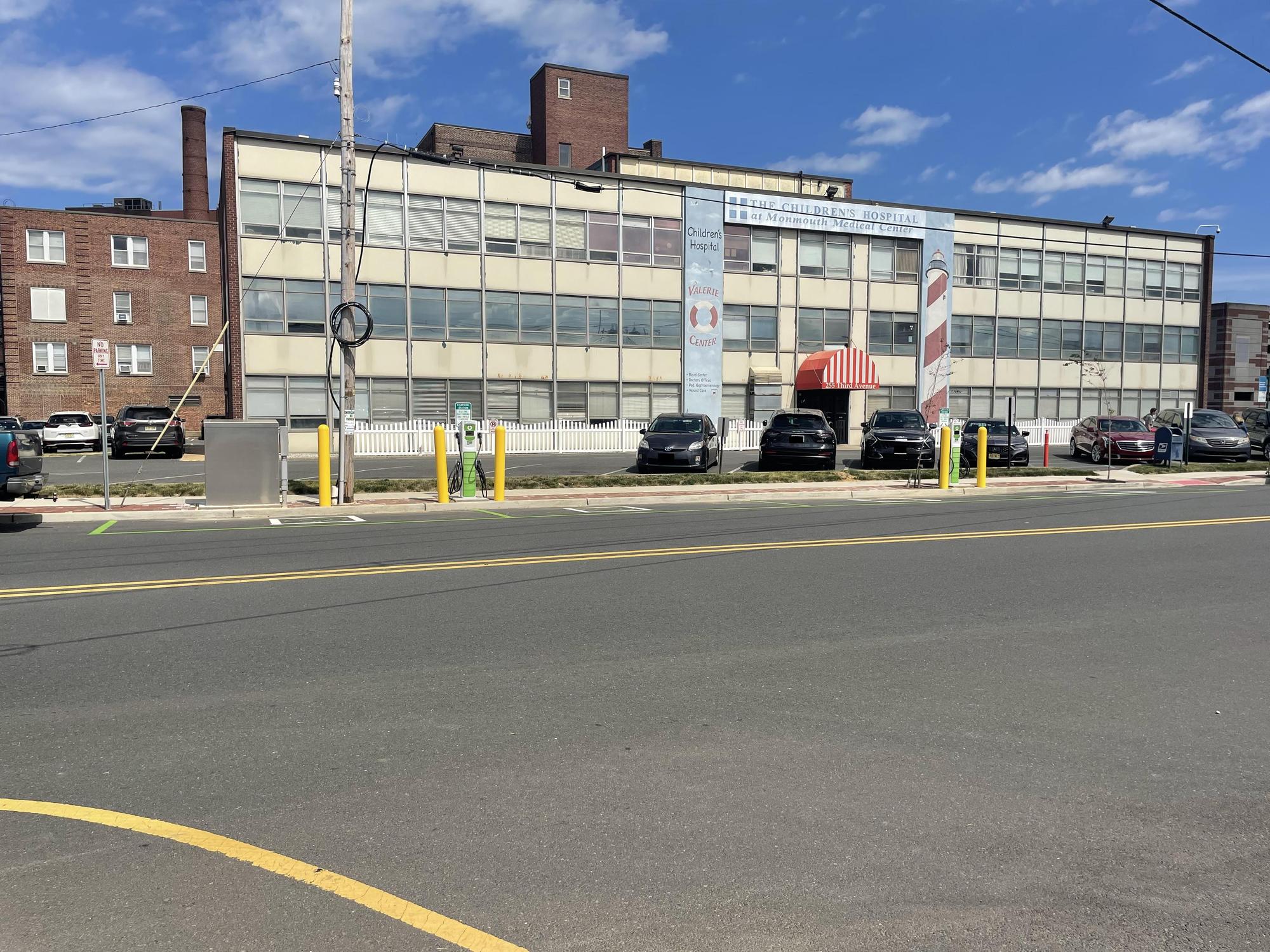 Unterberg Children's Hospital at Monmouth Medical Center | Long Branch ...