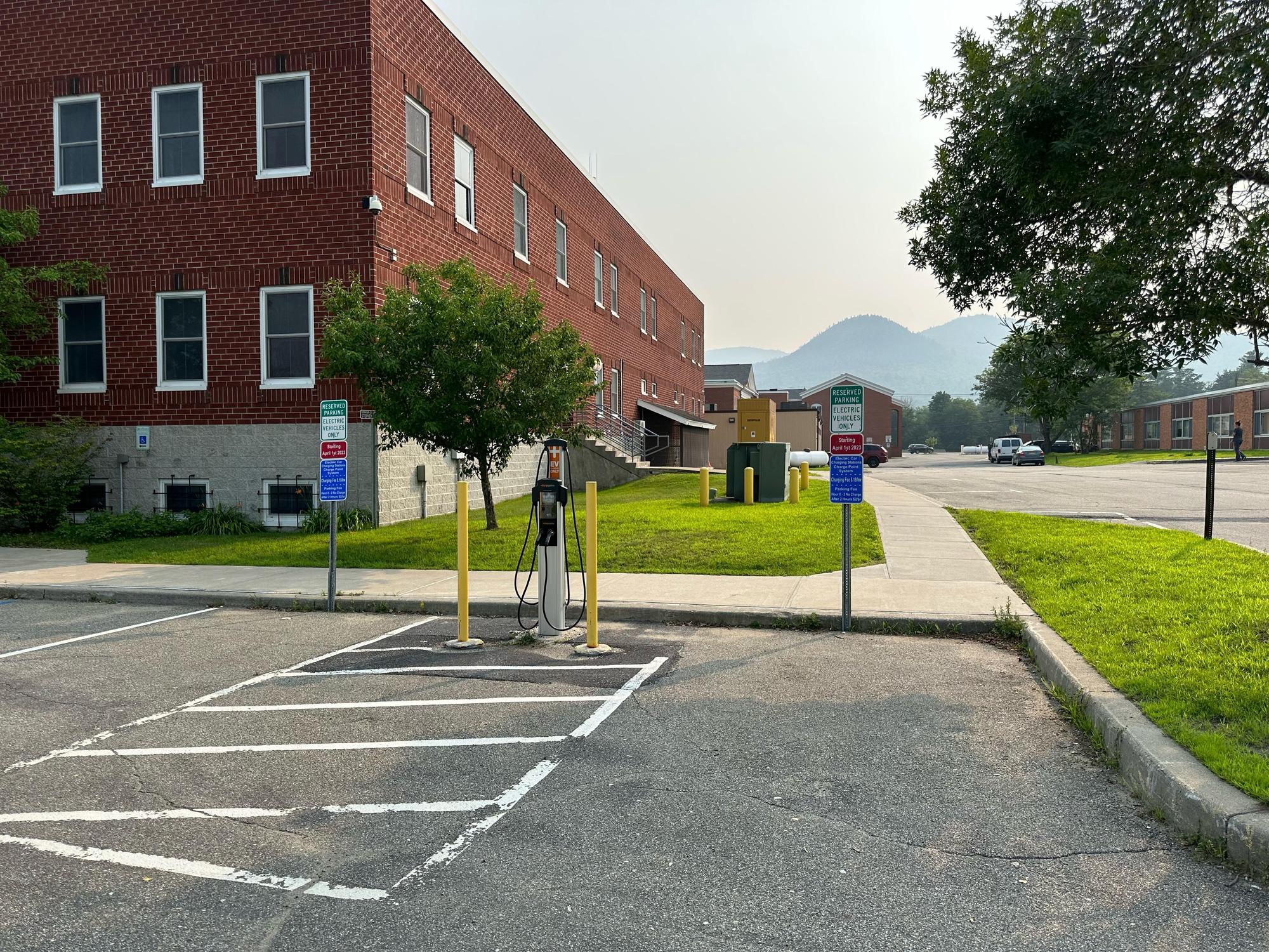 Essex County Courthouse | Elizabethtown, NY | EV Station