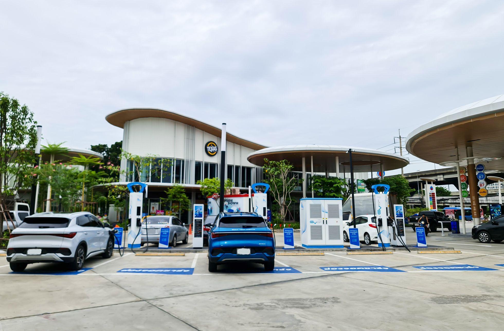 PTT Station Flagship Vibhavadi Rangsit 62 | 599 Vibhavadi Rangsit, Khwaeng Talat Bang Khen, Khet ...