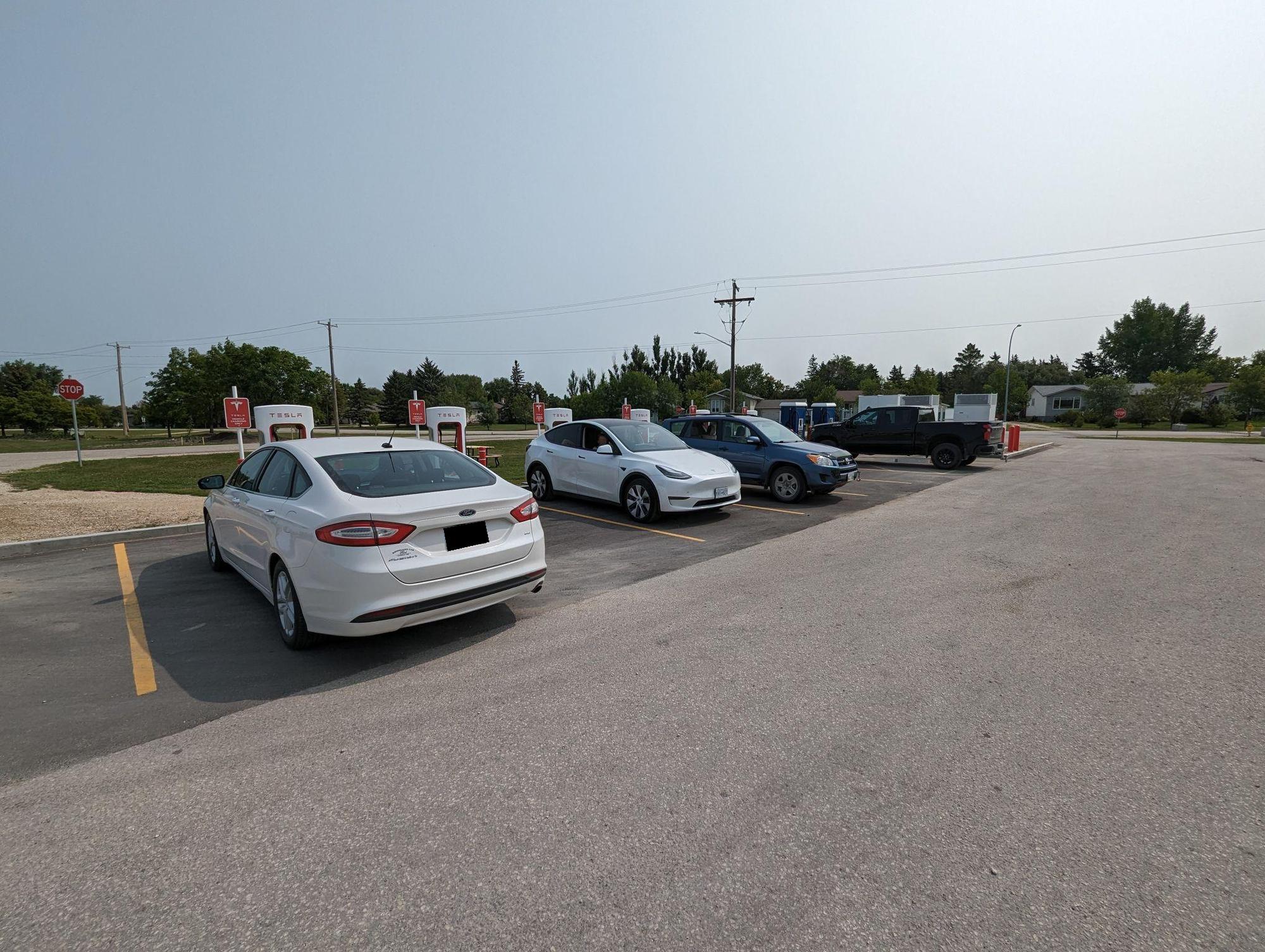Morris Bigway Foods (1) | Morris, MB | EV Station