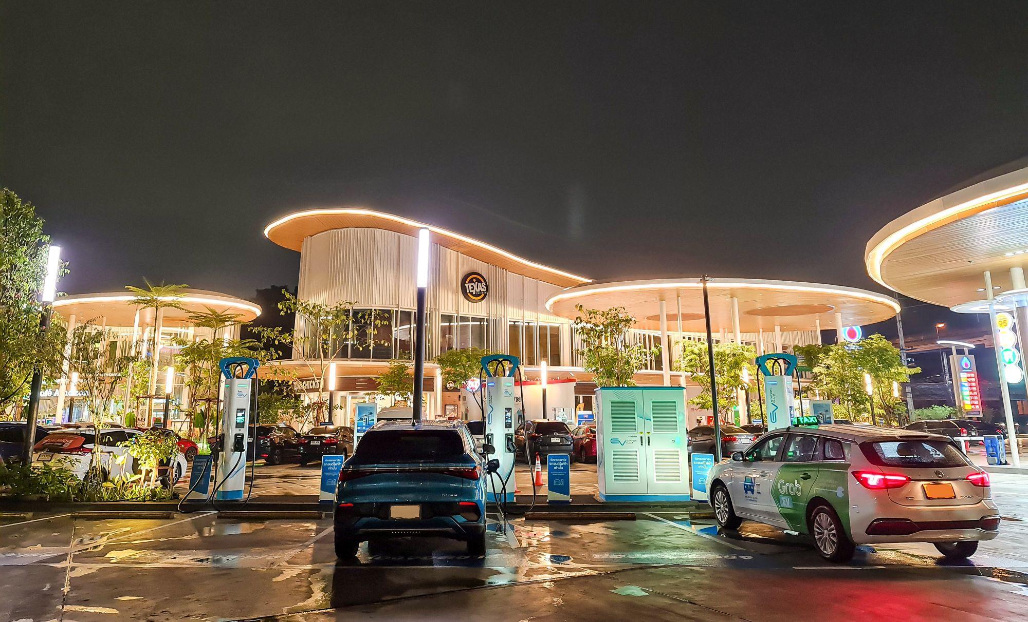 PTT Station Flagship Vibhavadi Rangsit 62 | 599 Vibhavadi Rangsit, Khwaeng Talat Bang Khen, Khet ...