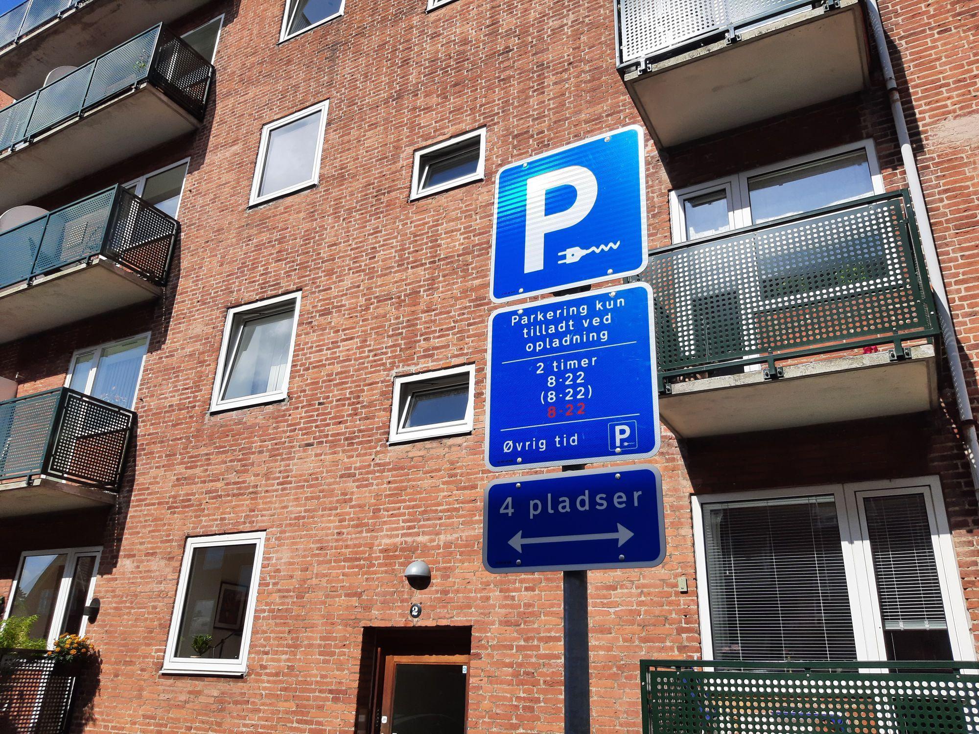 Clever A/S | 2 Herthavej, Gentofte, 2920, DNK | EV Station