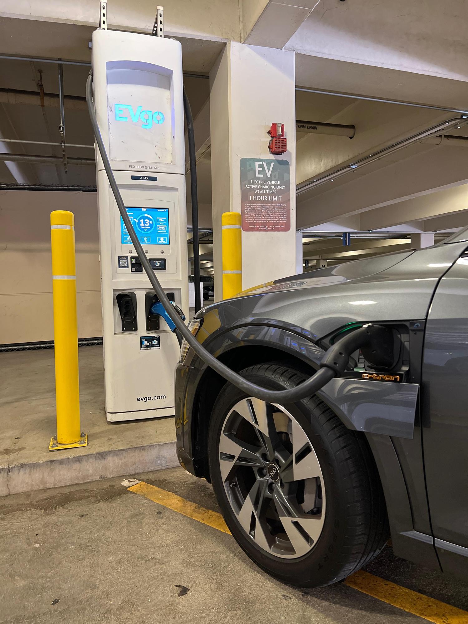 UCLA - Parking Structure 4 | Los Angeles, CA | EV Station