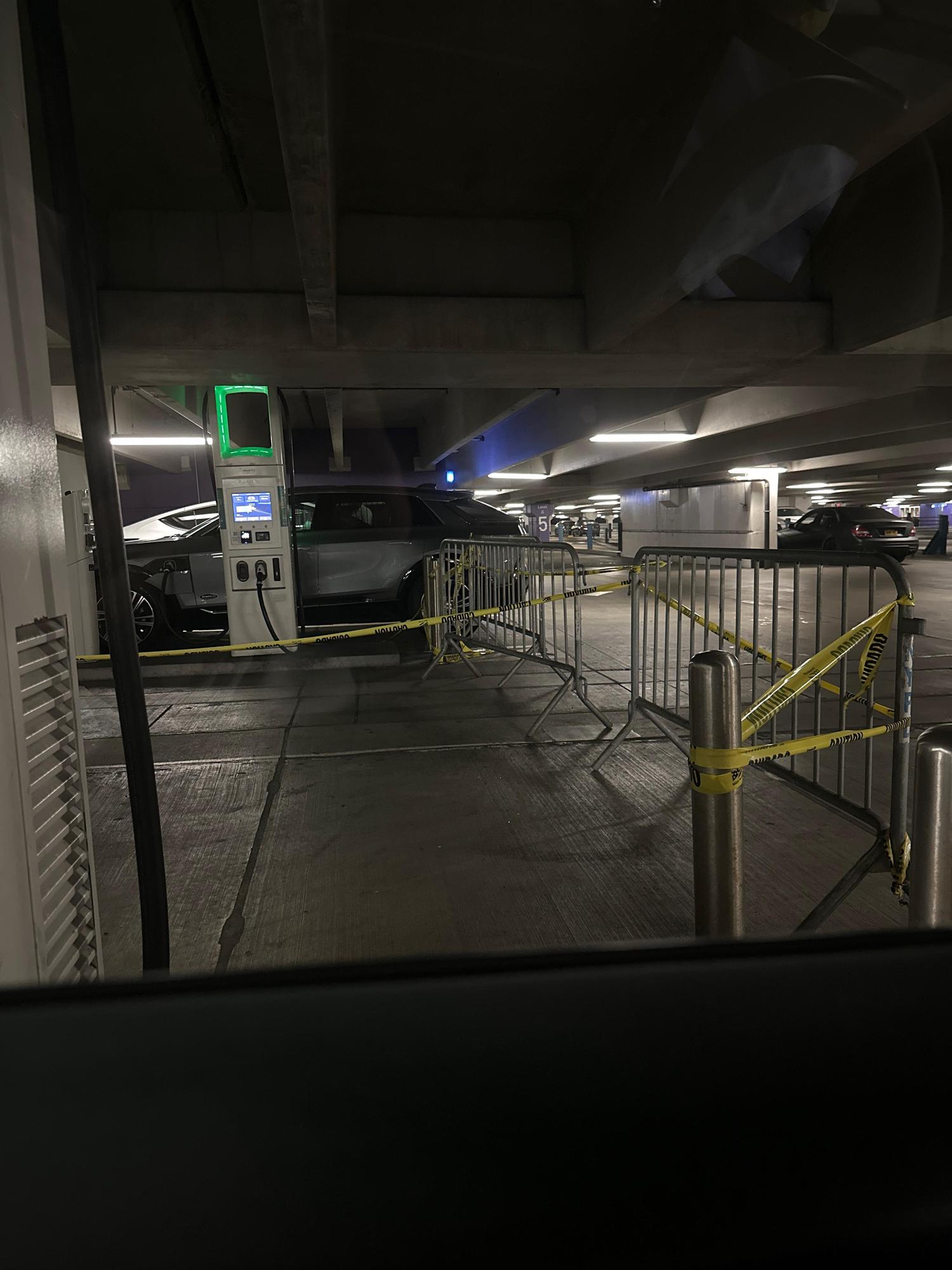 The Shops at SkyView Center (1) | 40-24 College Point Blvd, Flushing ...