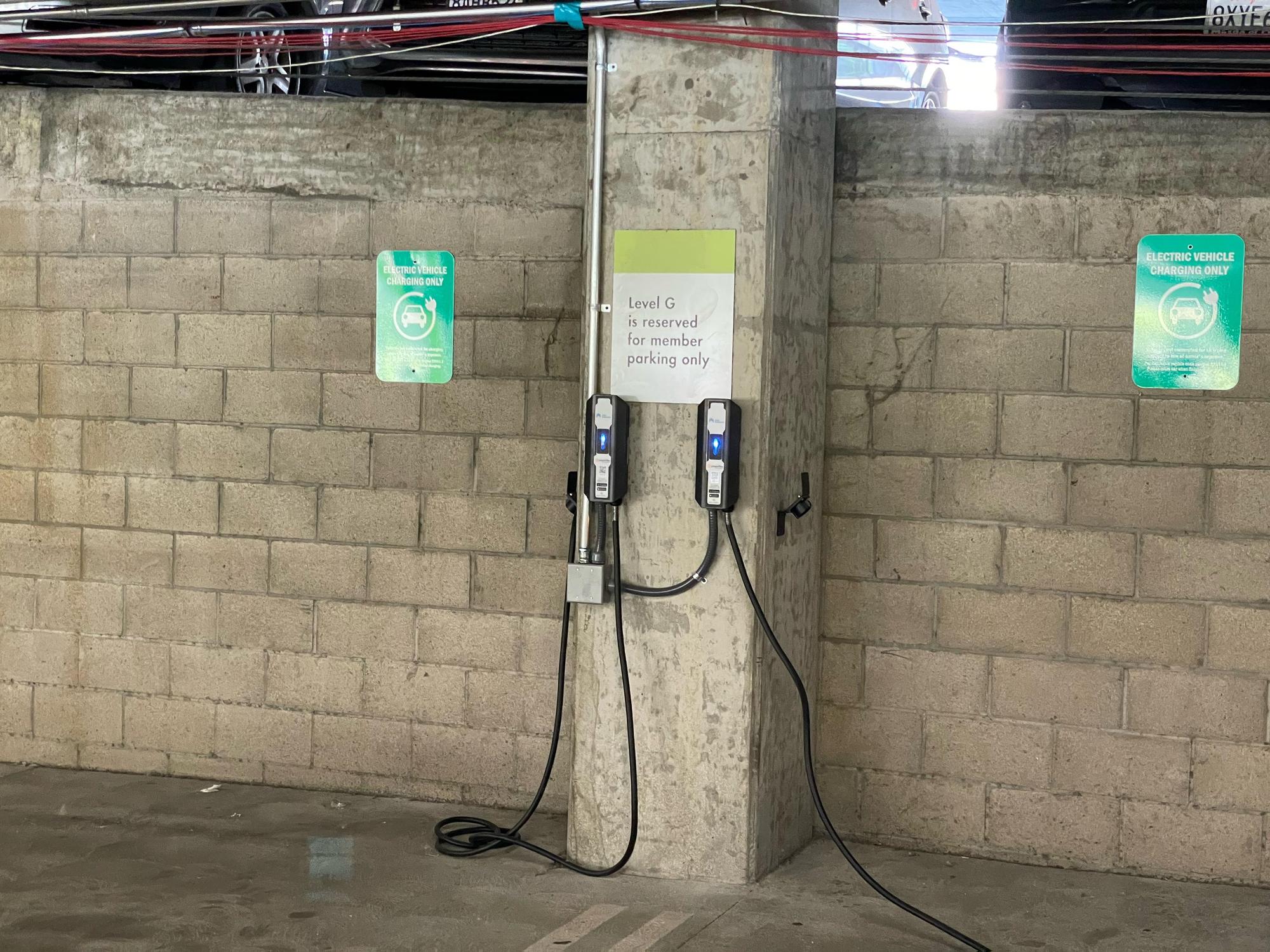 Kaiser Permanente - Parking Garage | Pasadena, CA | EV Station