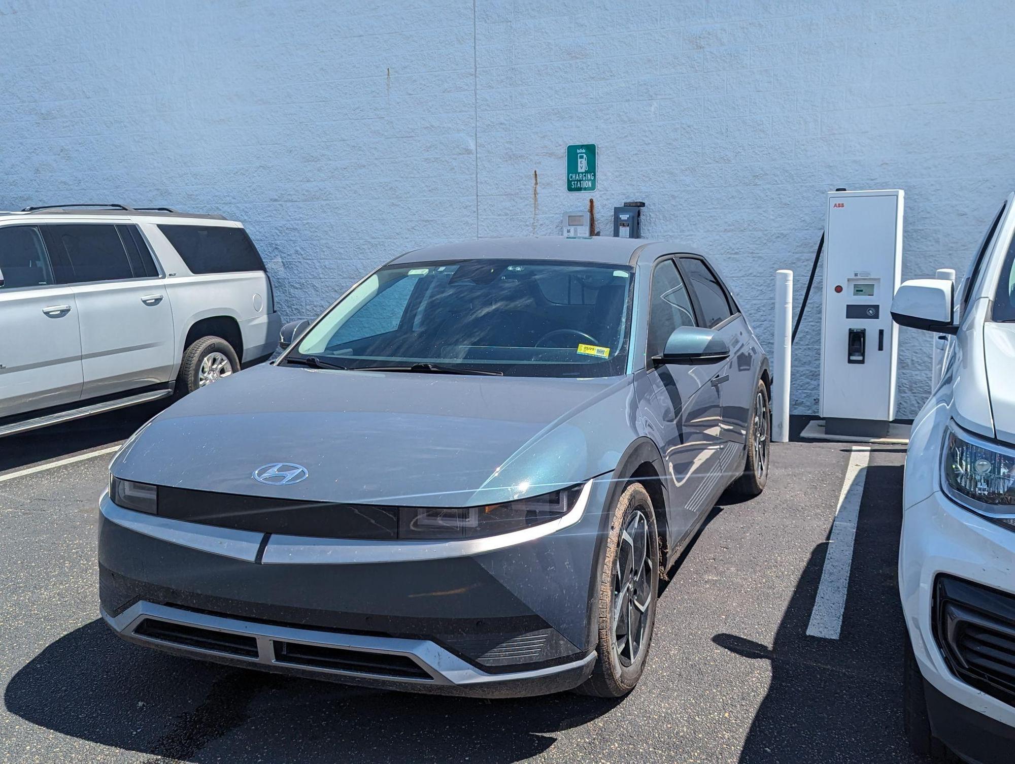 Bergstrom Chevrolet Buick GMC of Oshkosh - Back | Oshkosh, WI | EV Station