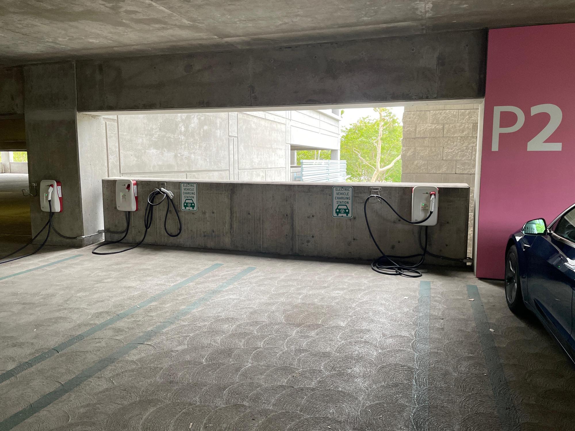 Experian North America Headquarters | Costa Mesa, CA | EV Station