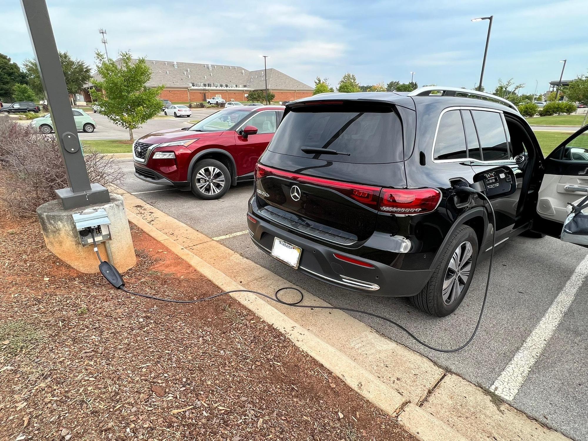 Madison Public Library | Madison, AL | EV Station