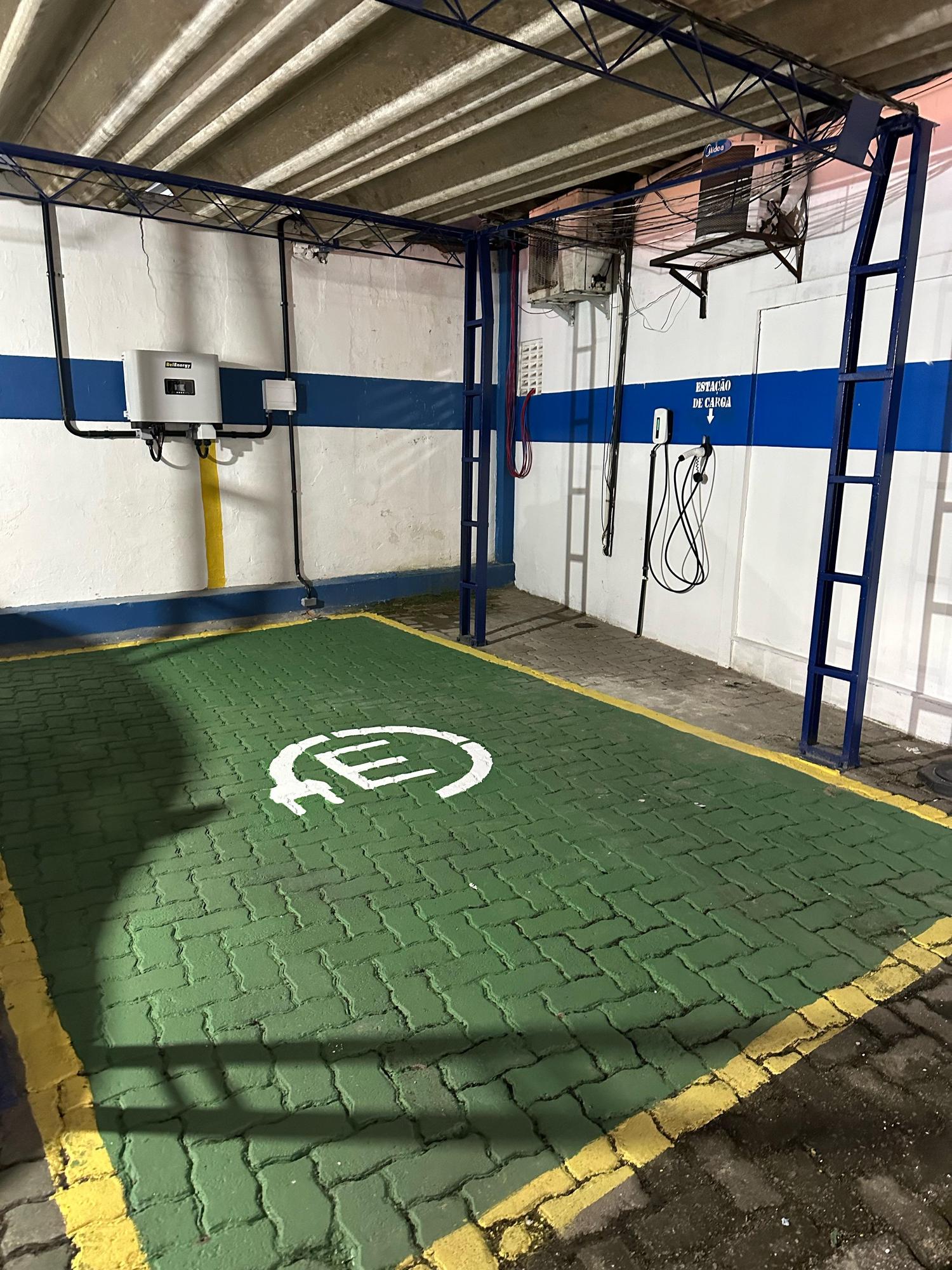 Estacionamento Tropical | Rua Cincinato pinto 345 | EV Station