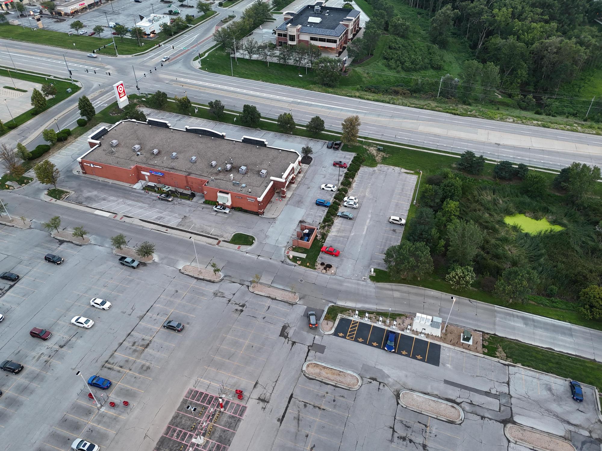 Target Omaha | Omaha, NE | EV Station