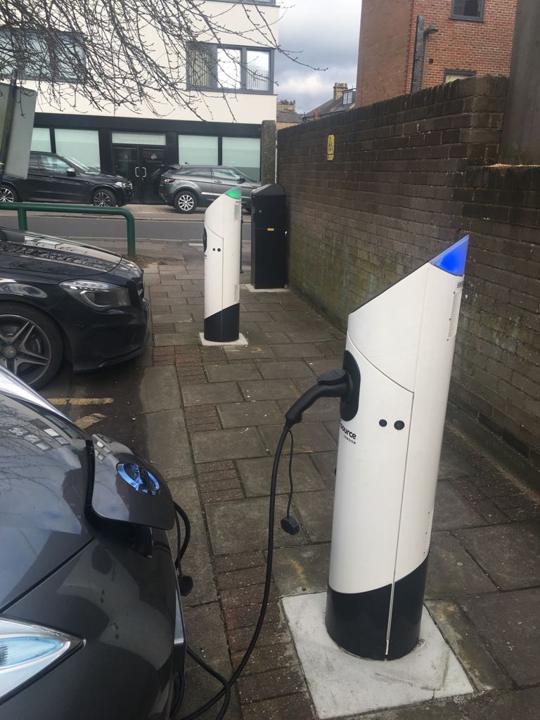 74 Grange Avenue Parking | 74 Grange Avenue, London, N12 8DN, GBR | EV ...