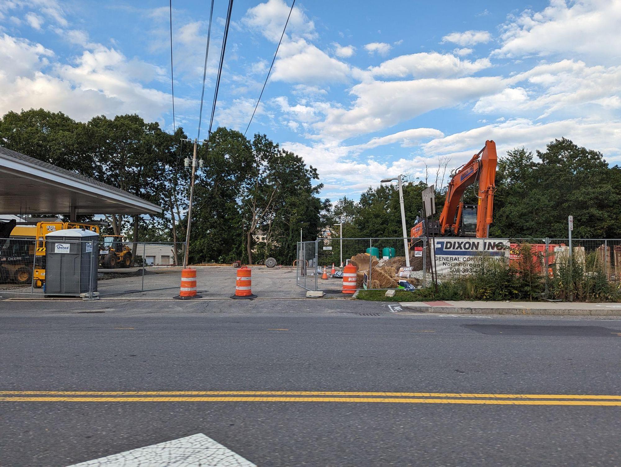 Nouria Burlington | Burlington, MA | EV Station