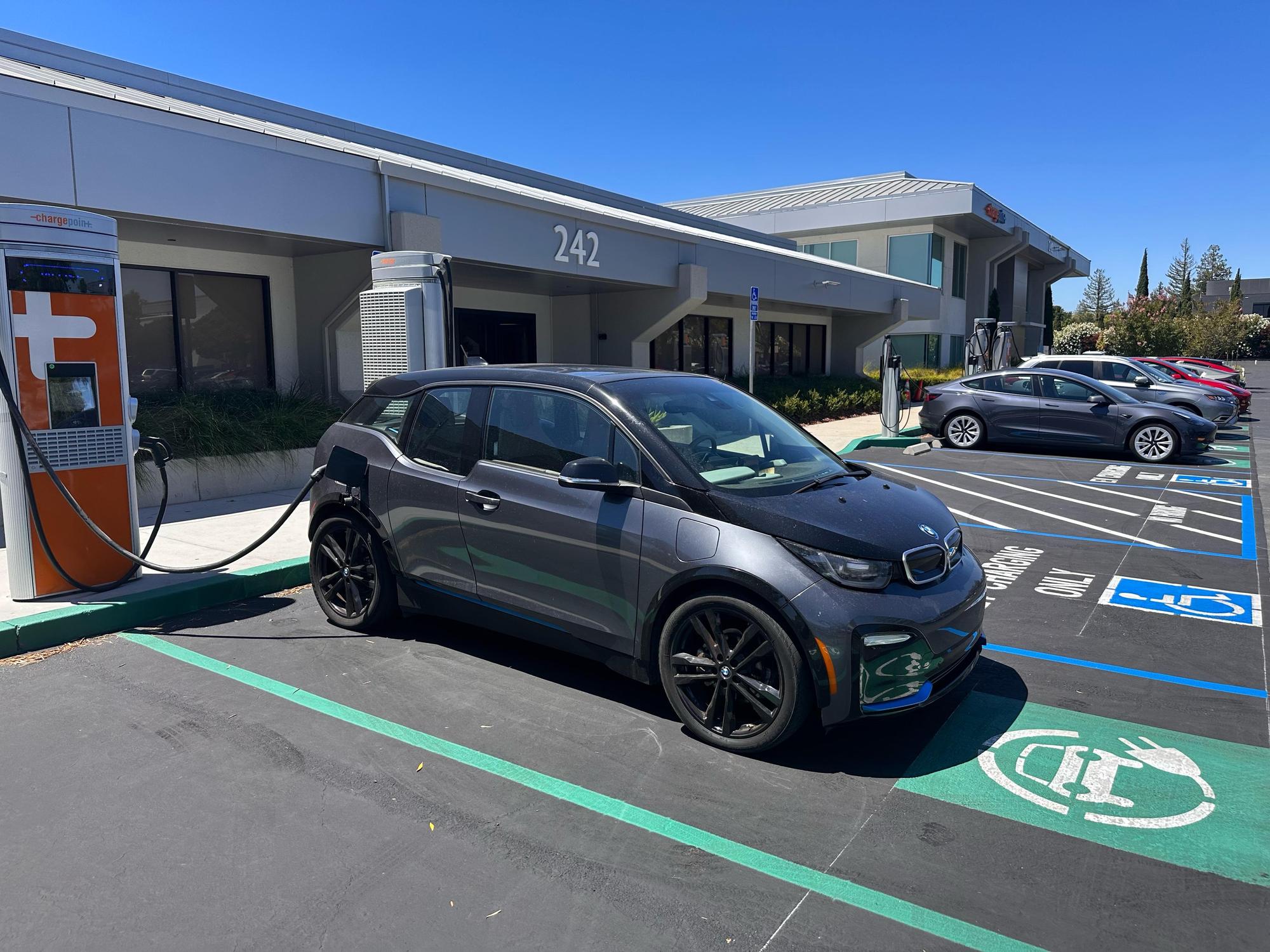 ChargePoint HQ - 242 E Hacienda Ave | Campbell, CA | EV Station