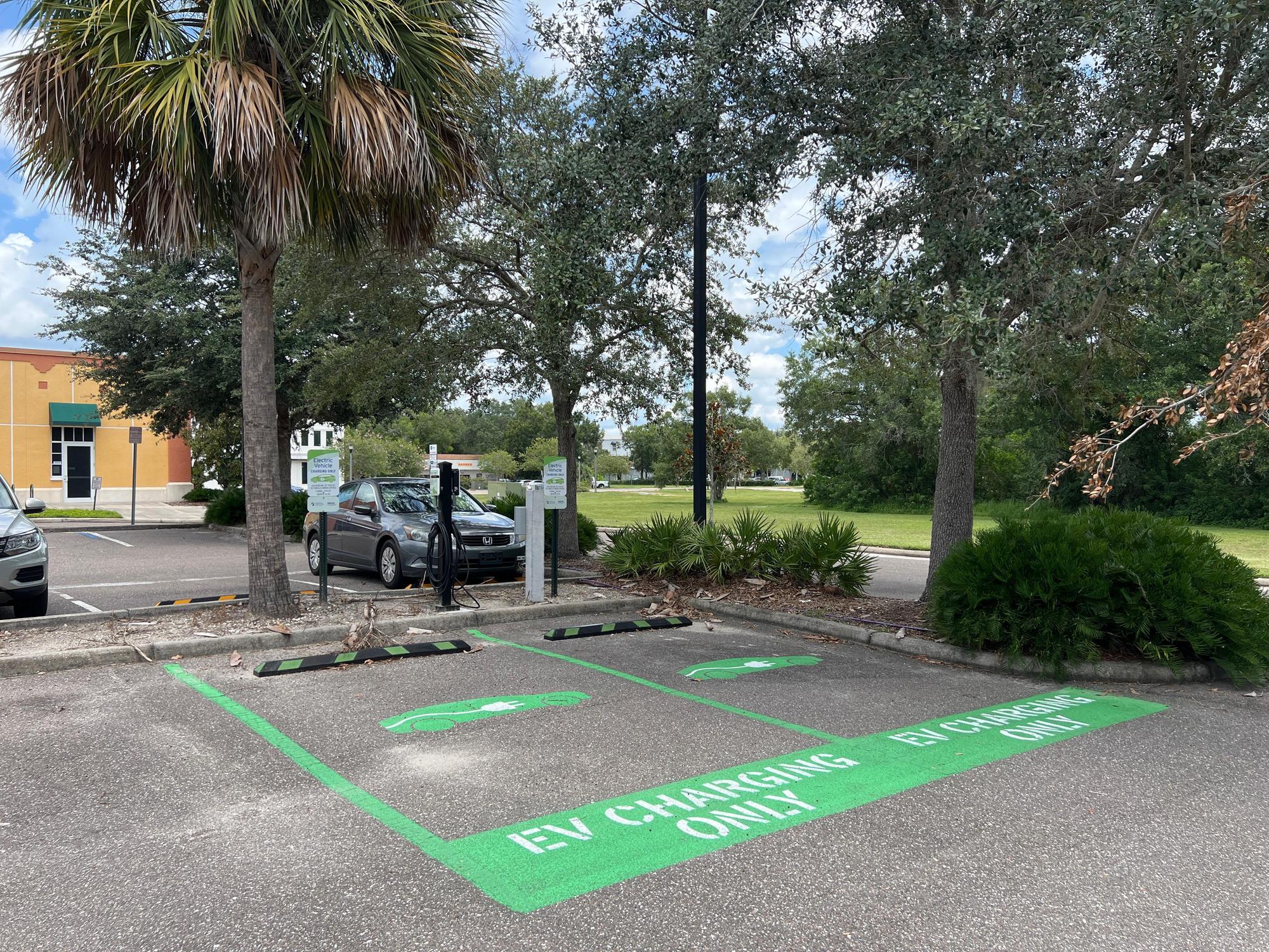 Oldsmar Public Library | Oldsmar, FL | EV Station
