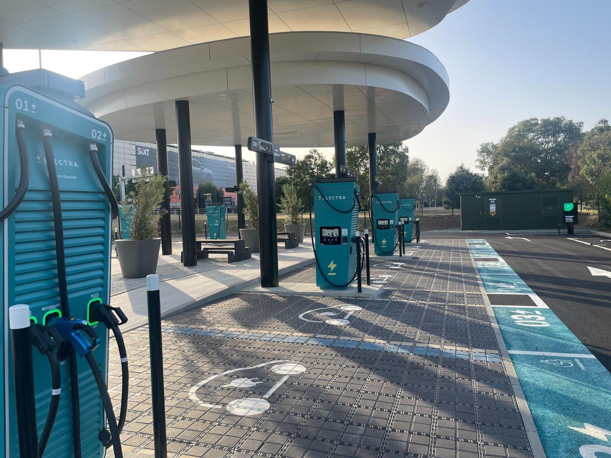 Aéroport Toulouse - Parking P4 | Blagnac, Occitanie | EV Station