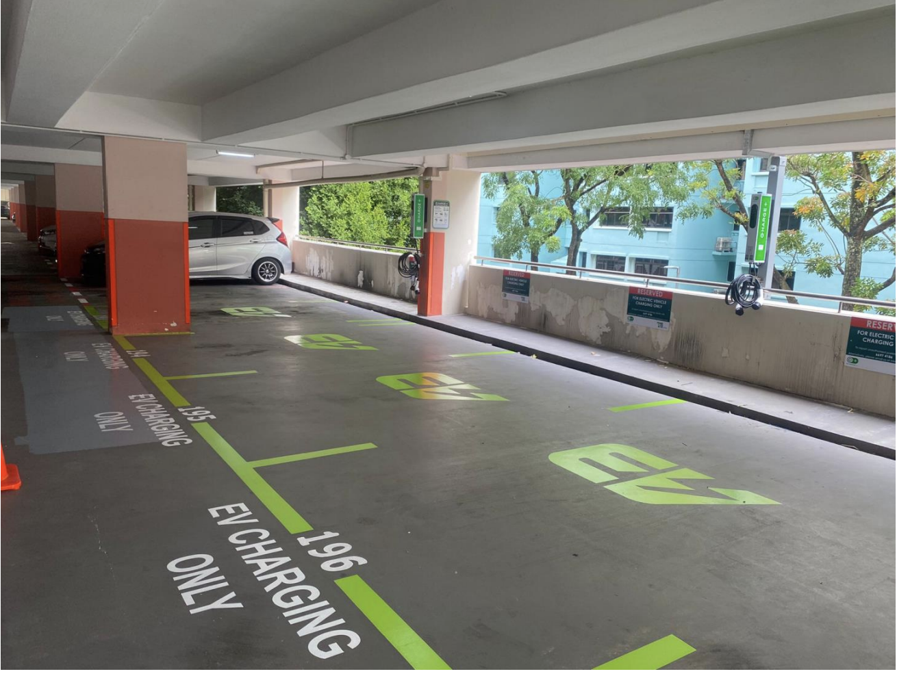 Charge+: HDB Blk 692A MSCP J88M, Deck 3A | 692A Jurong West Central 1 ...