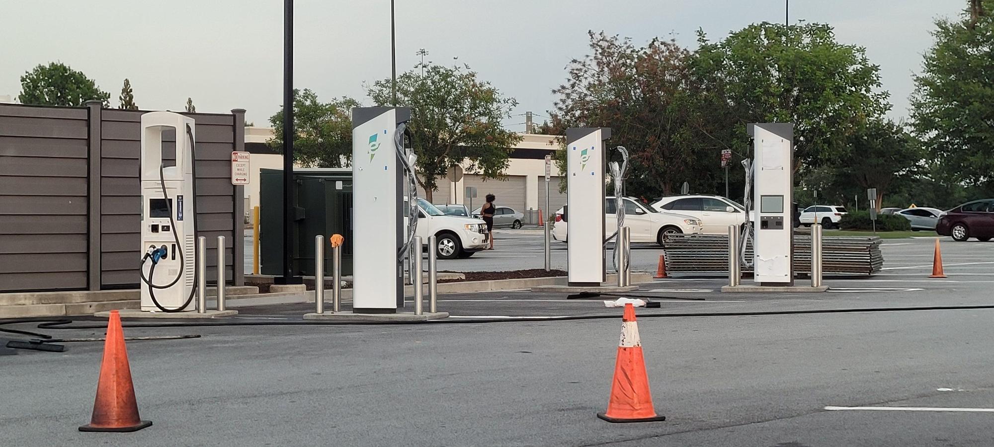 Walmart Supercenter | Stockbridge, GA | EV Station